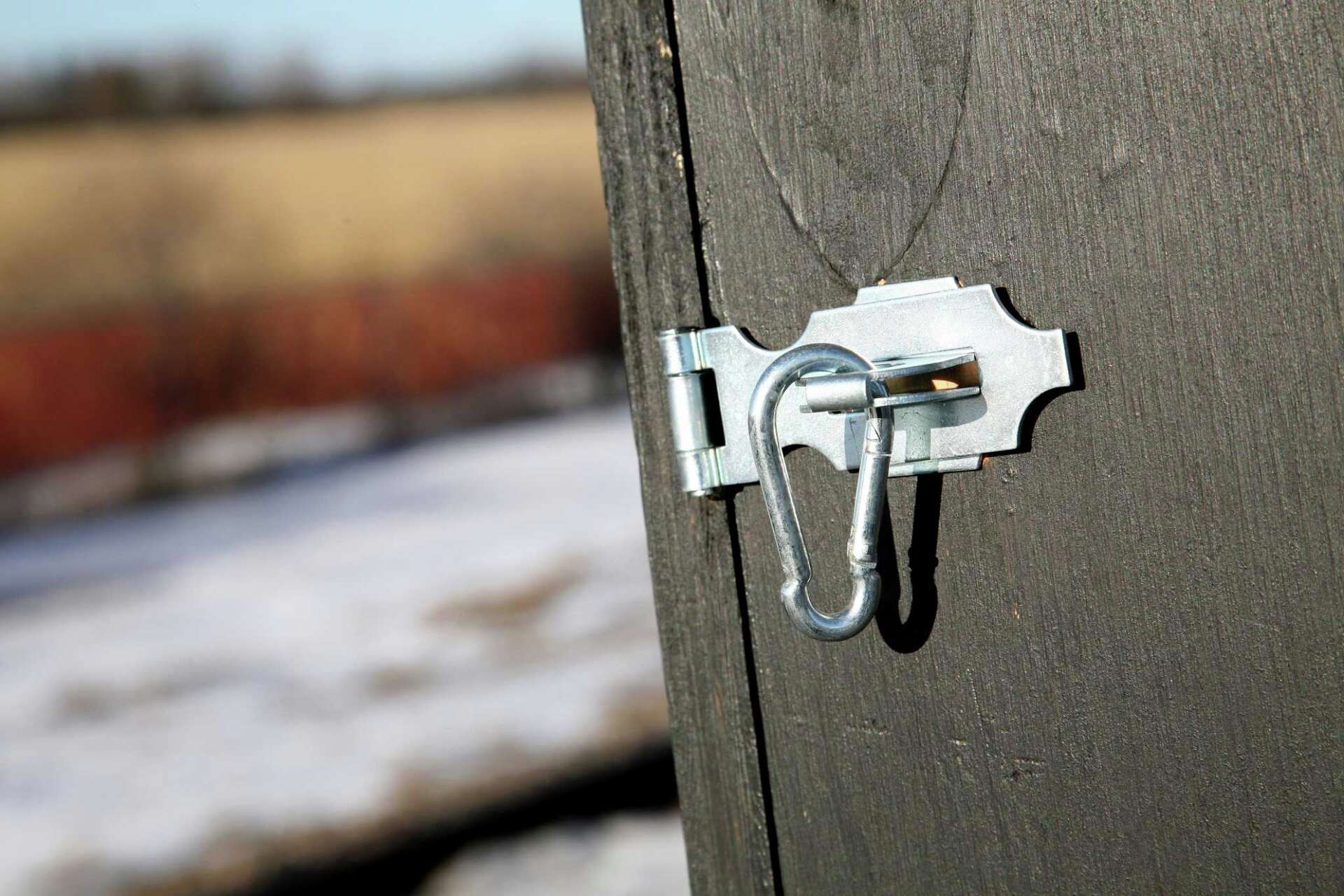 How to Build an Outdoor Deck Storage Cabinet