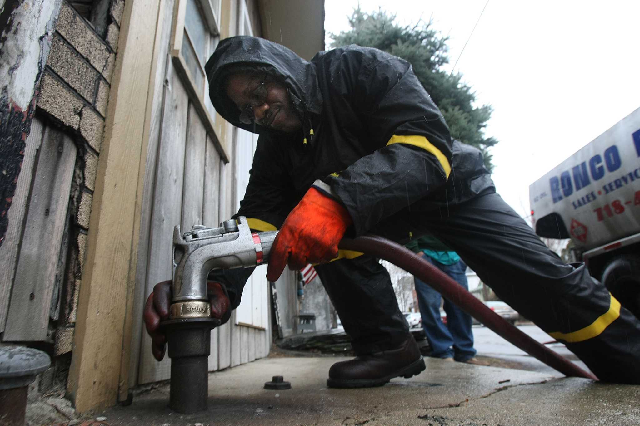 Can a Mortgage Be Obtained With a Buried Oil Tank?