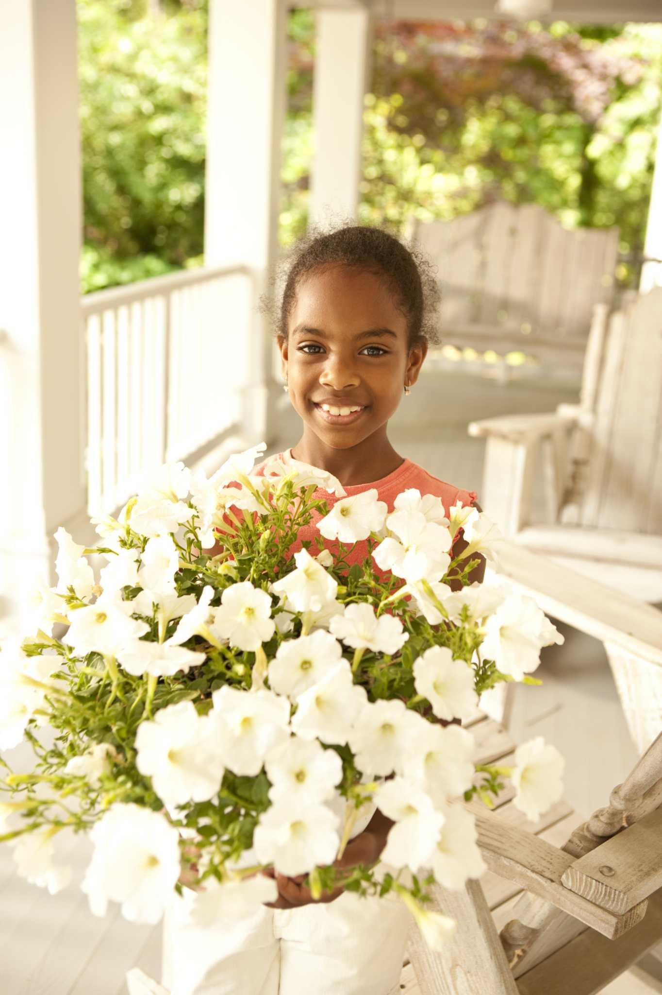 Can You Plant Annuals in Flower Pots?