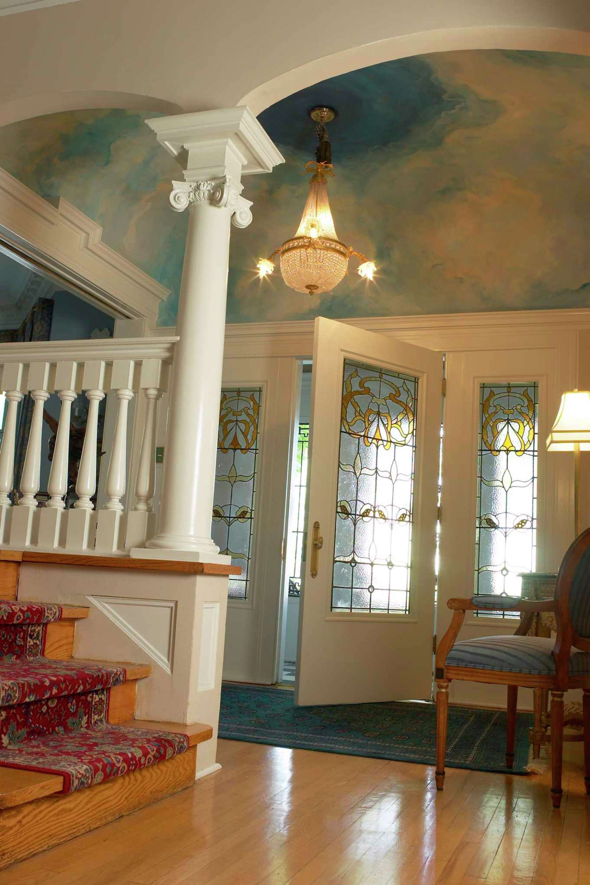 How to Paint Clouds on a Ceiling Fast and Easily