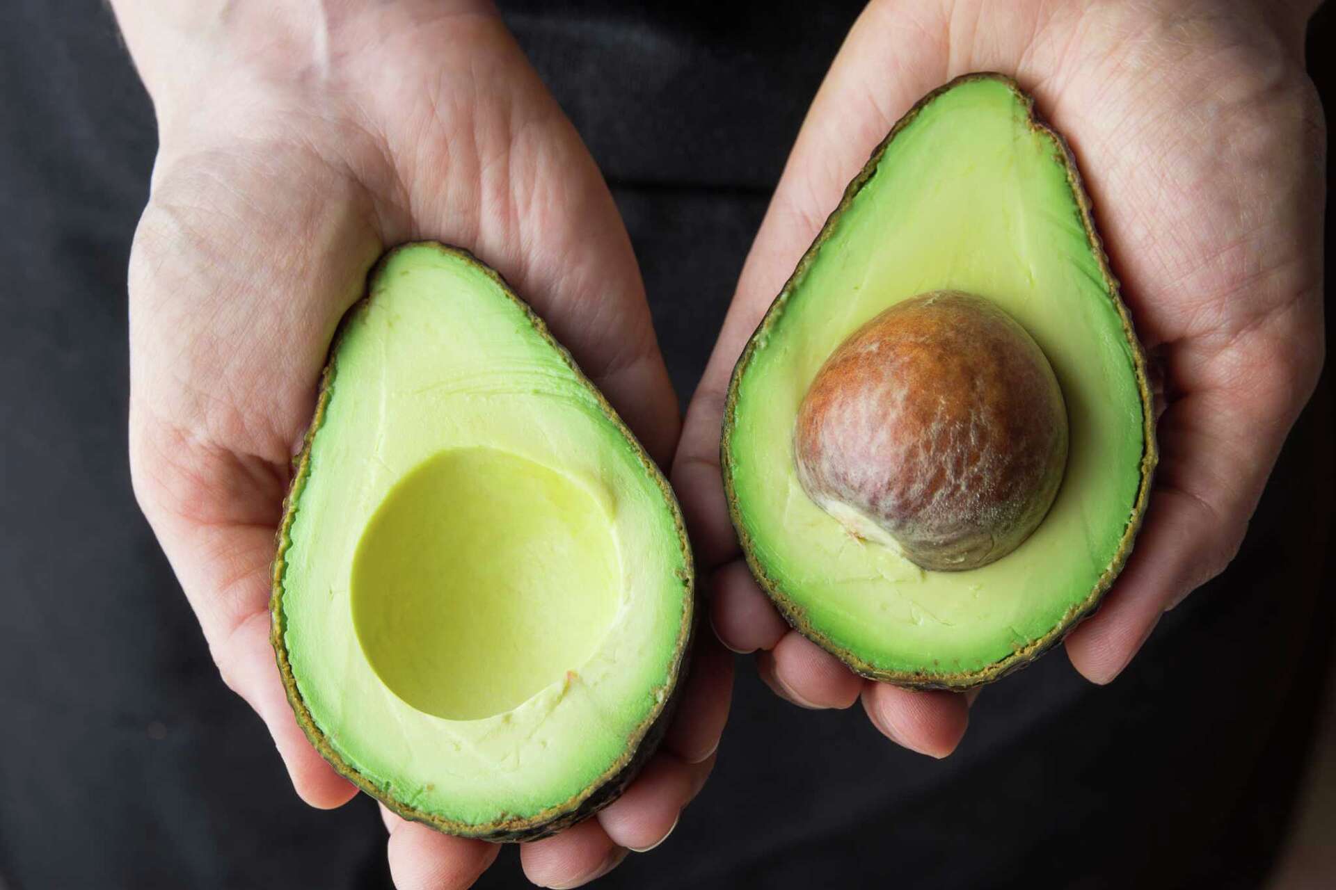 How to Grow an Avocado Pit in Dirt
