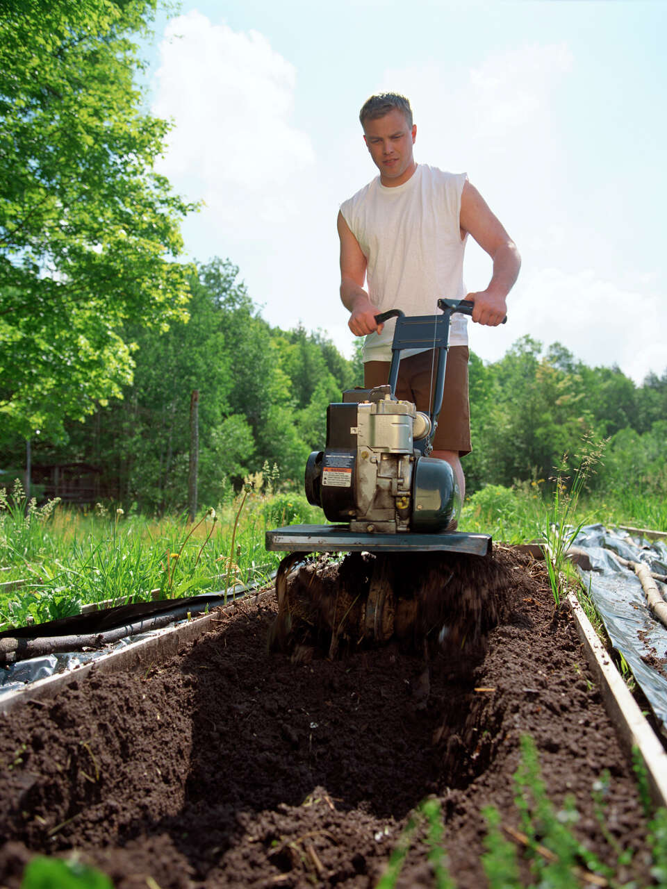 Tillers Forward vs. Reverse Rotation