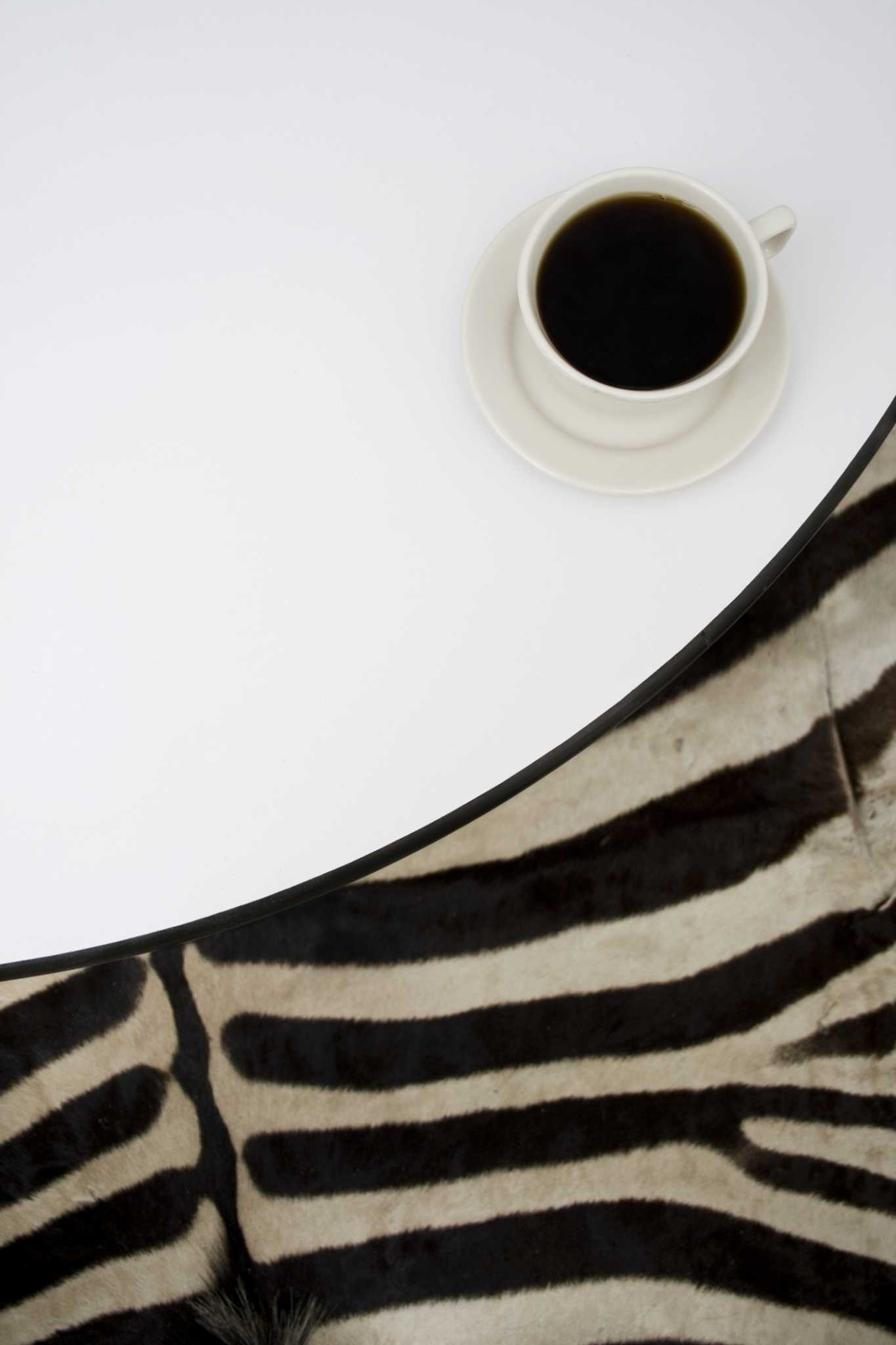 Can You Use a Round Rug With an Oval Dining Table?