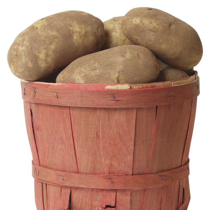 How to Trim Potato Stalks