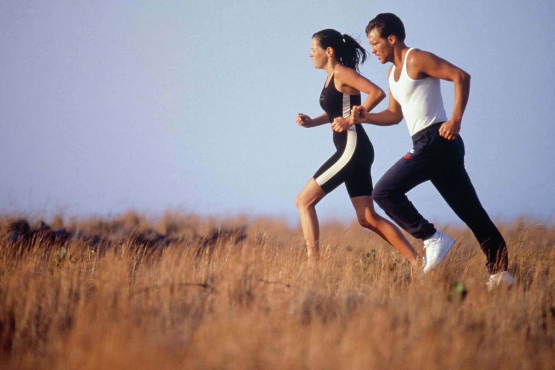 Can Wearing Ankle Weights While Walking Around and Jogging Build Your ...