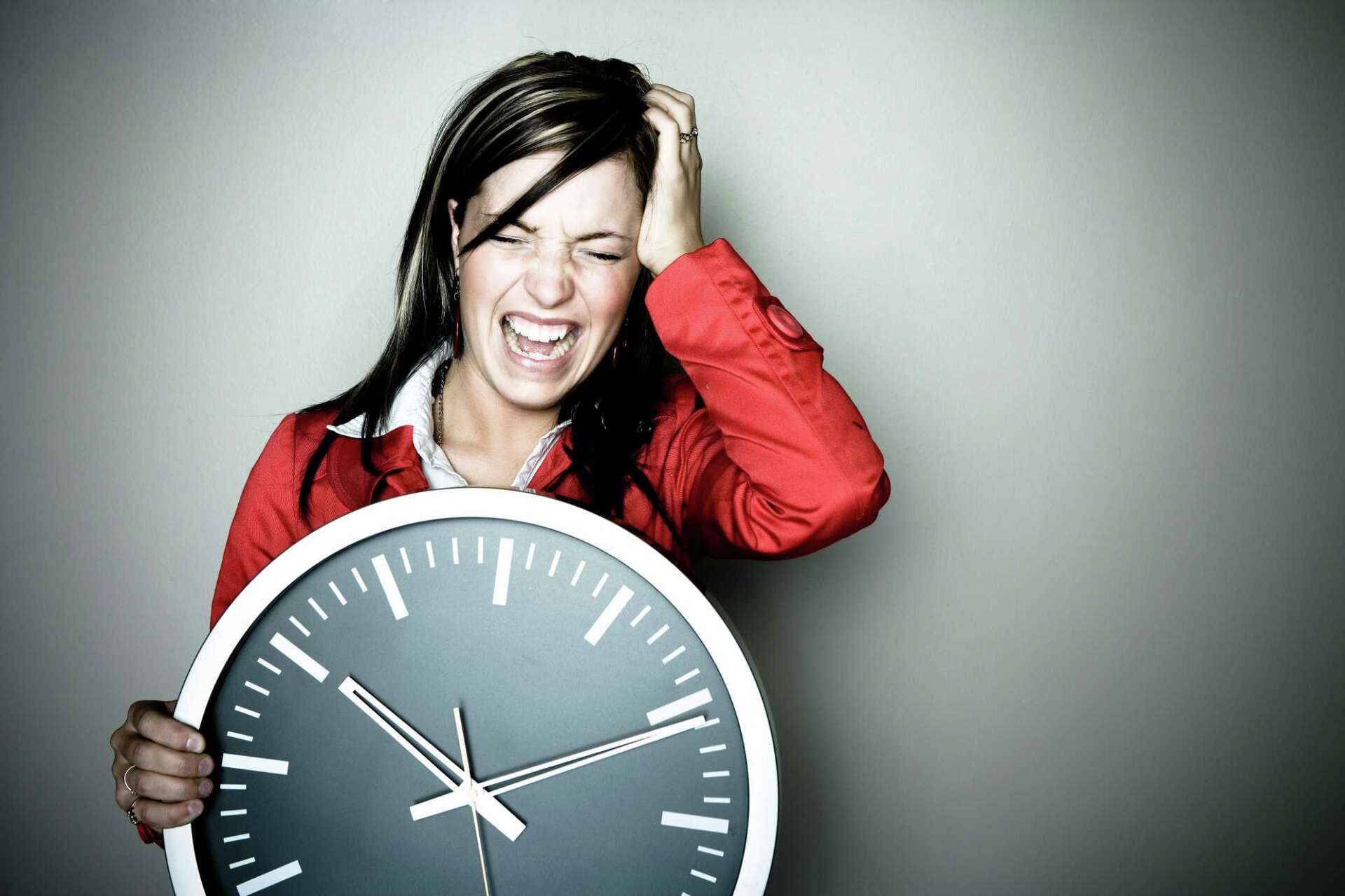 How to Hang a Clock on a Wall Stud