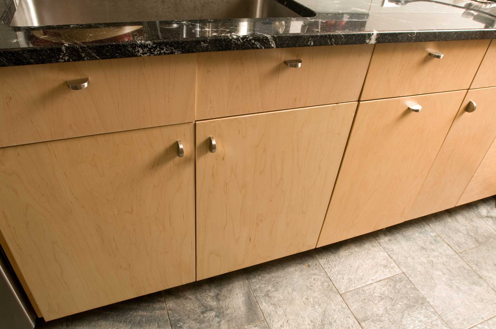 What Hardware Would You Use With Maple Cabinets?