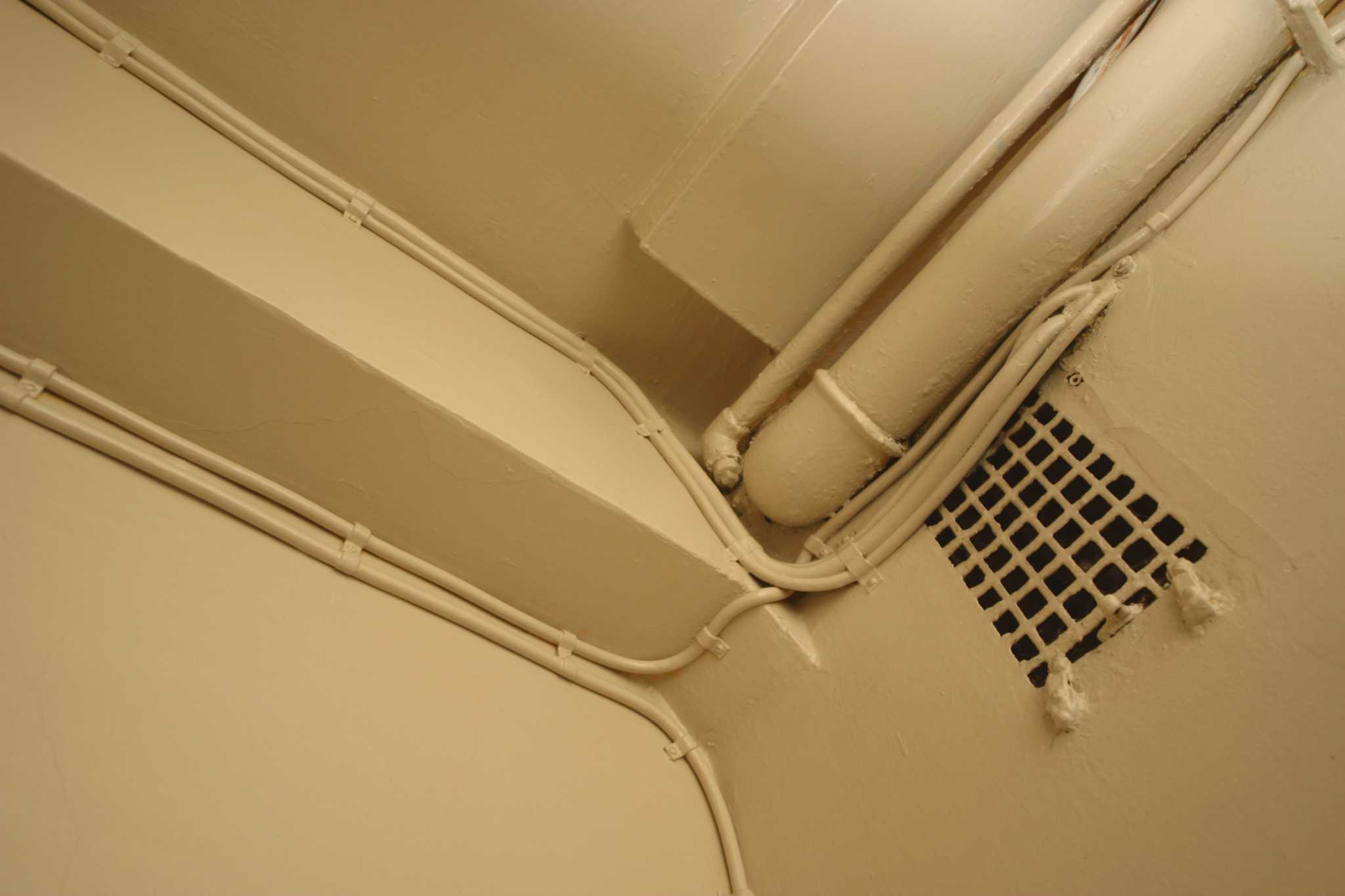 How to Paint Basement Pipes