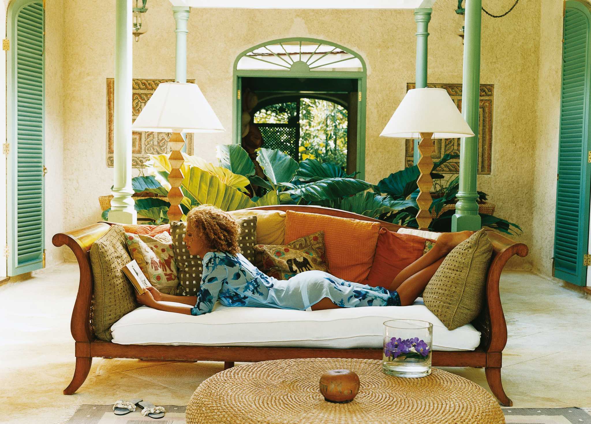 Hiding Interior Columns