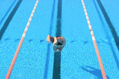 What Is a Decent Swim Time for 100M?