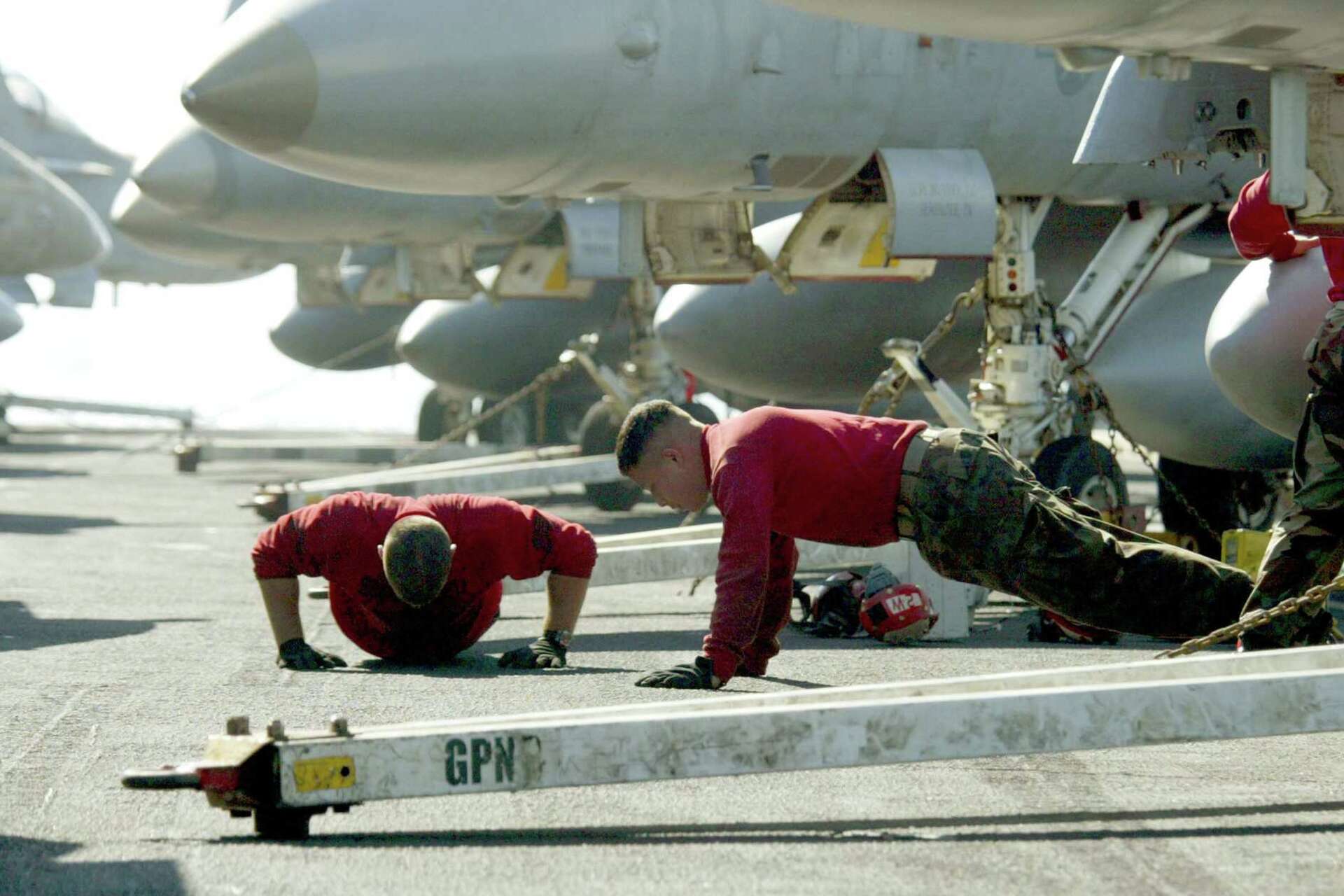 The Difference Between Standard Pushups and Military Pushups