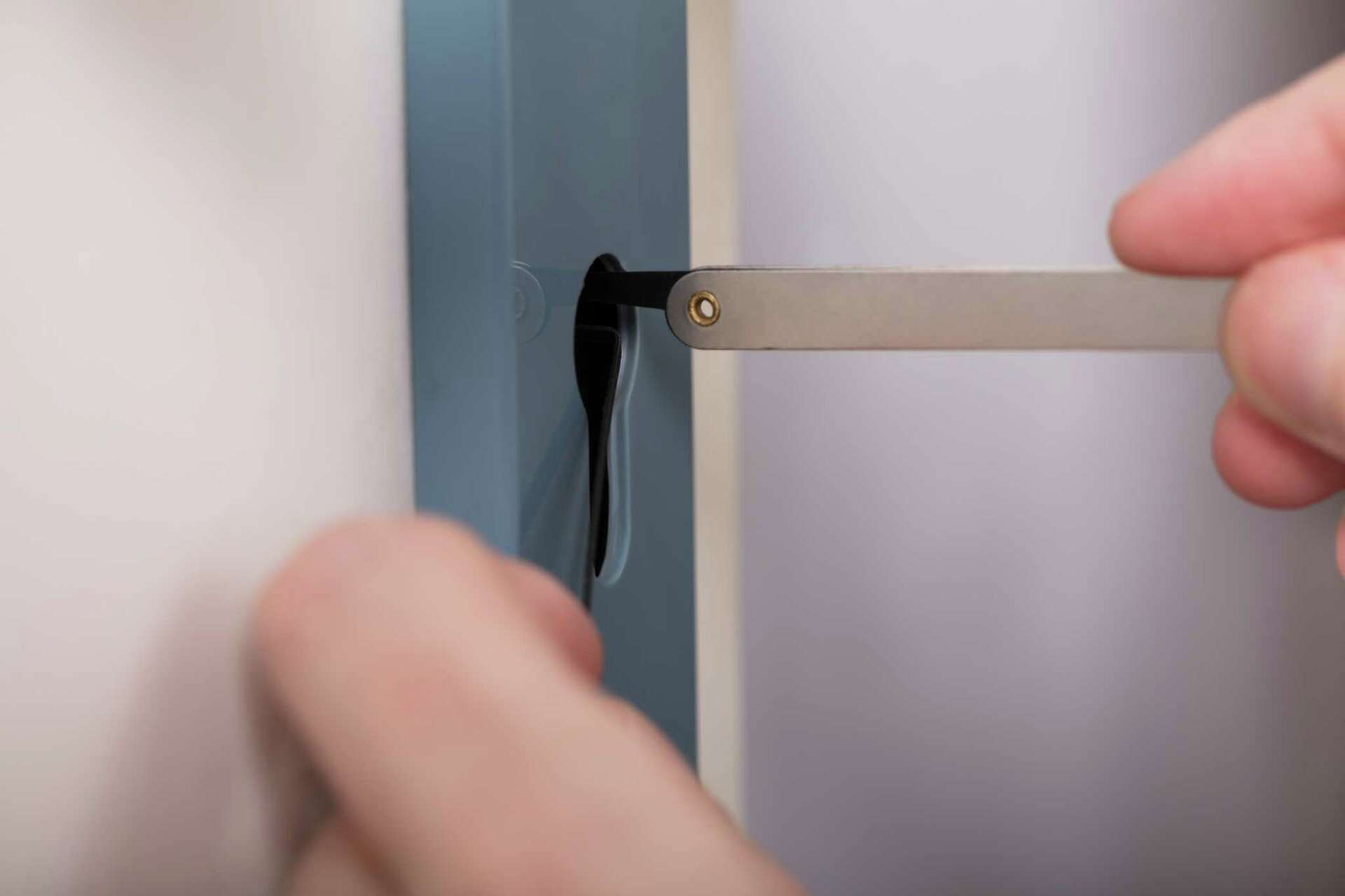 How to Make a Homemade Lockpick Set