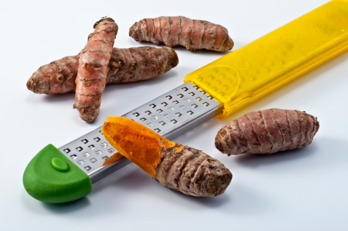 How to Prepare the Whole Turmeric Root