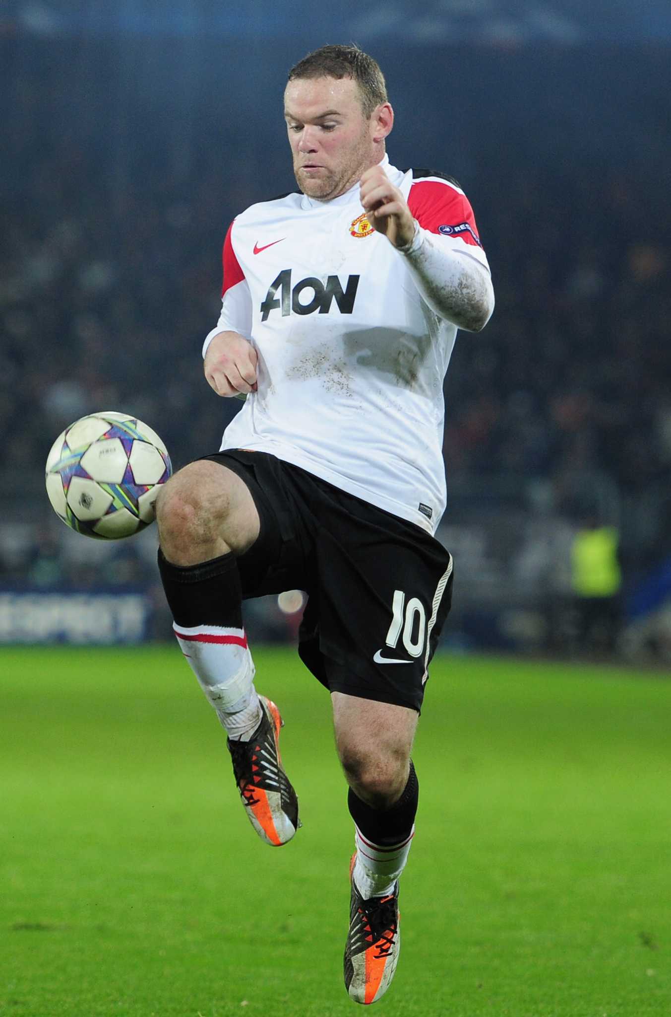 The Physical Characteristics of the Leg Muscles of a Soccer Player