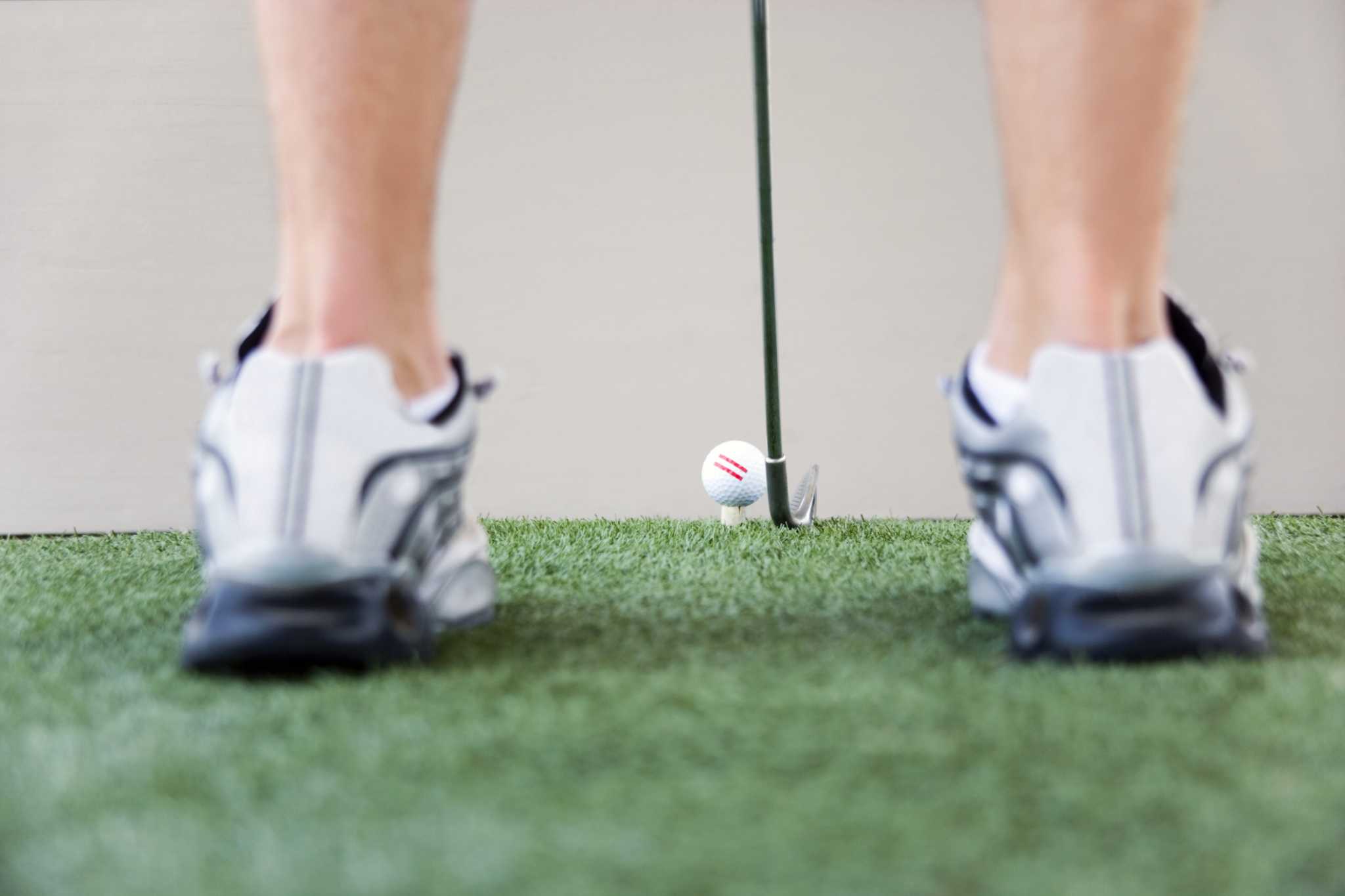 Proper Feet Placement and Setup for Golf
