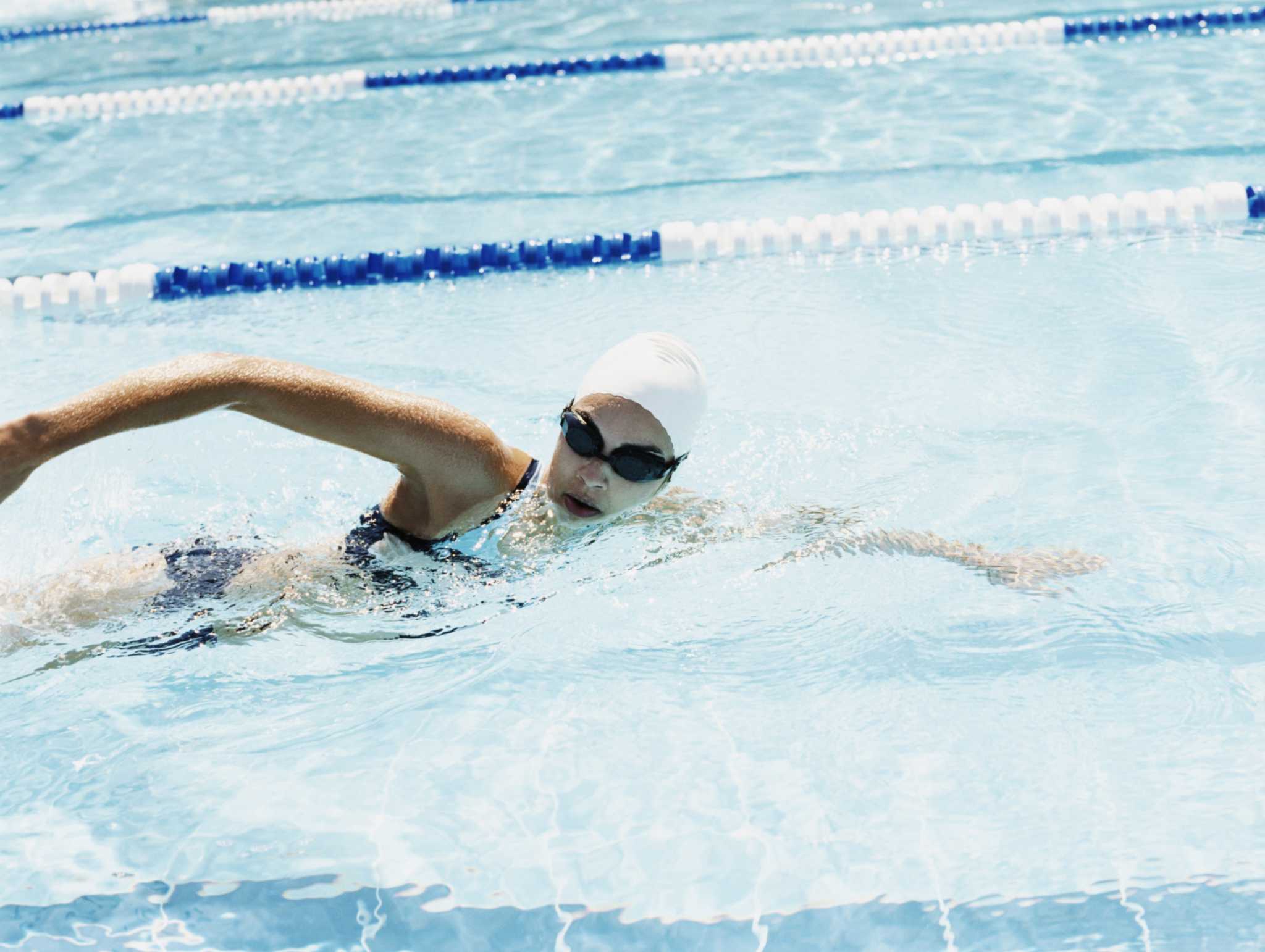 How Do Swimmers Recover Faster After a Workout?