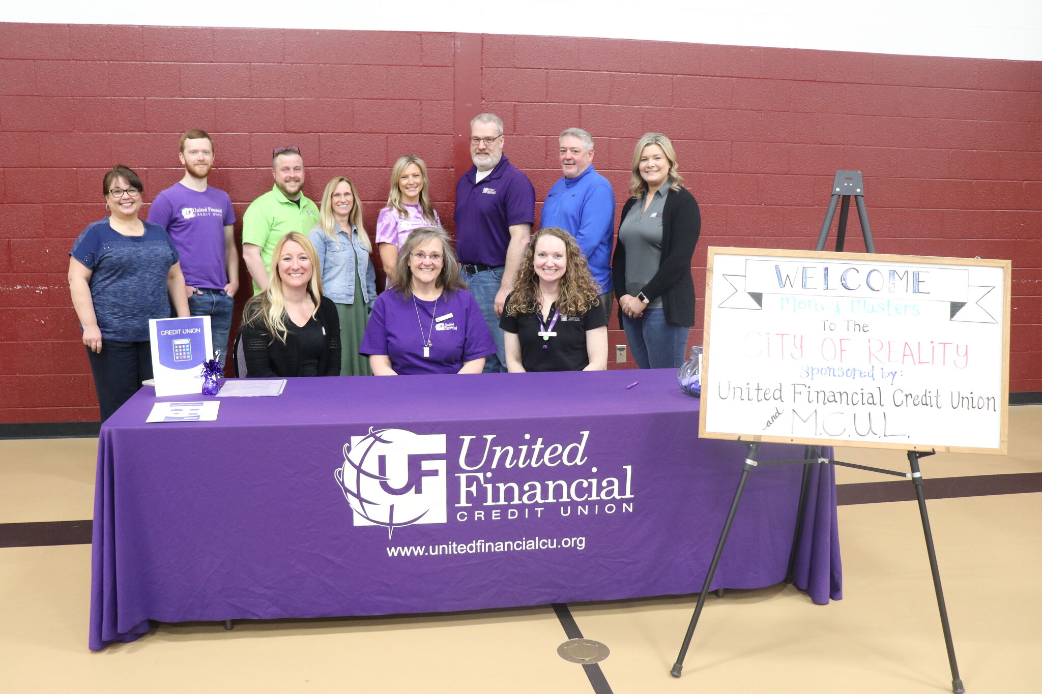 St. John's Lutheran School financial fair teaches money management