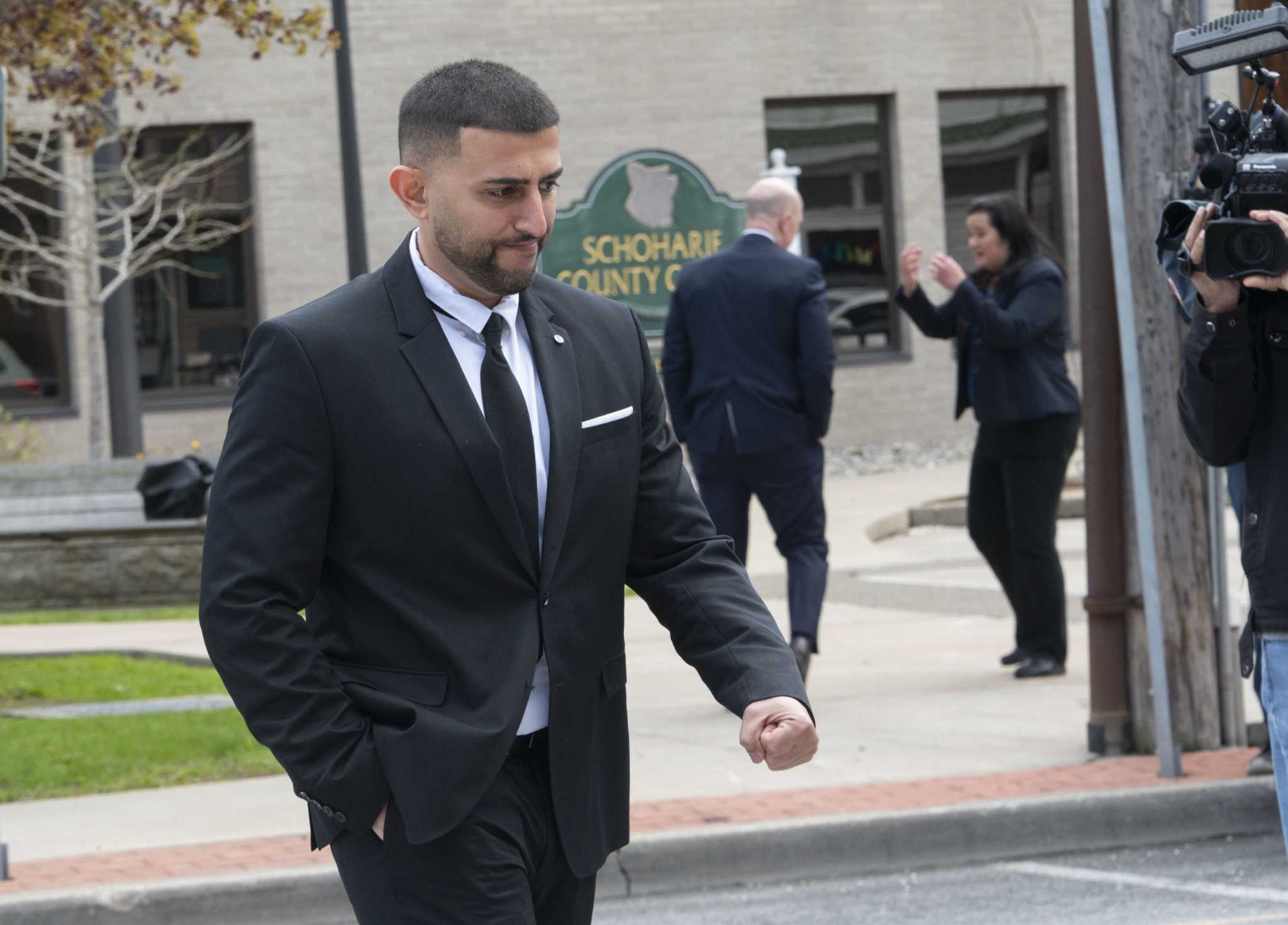 Two more jurors seated in Schoharie limo crash trial
