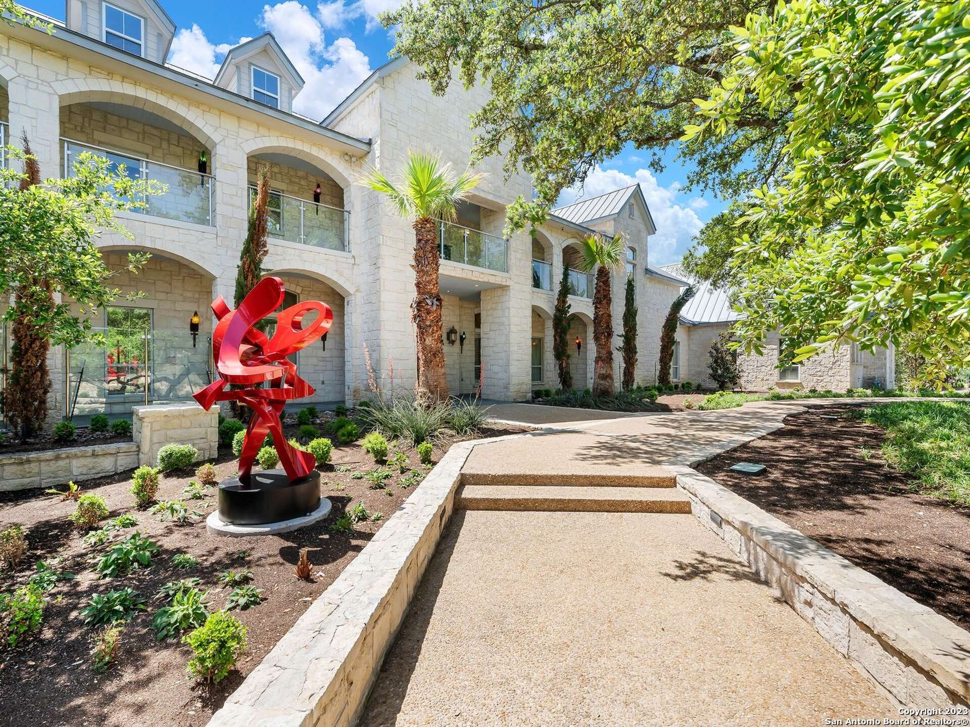 Gregg Popovich's old Dominion mansion is listed for $5.5M