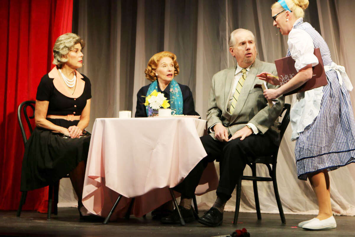 Review: Seven Angels Theatre staging comedic 'George and Gracie'