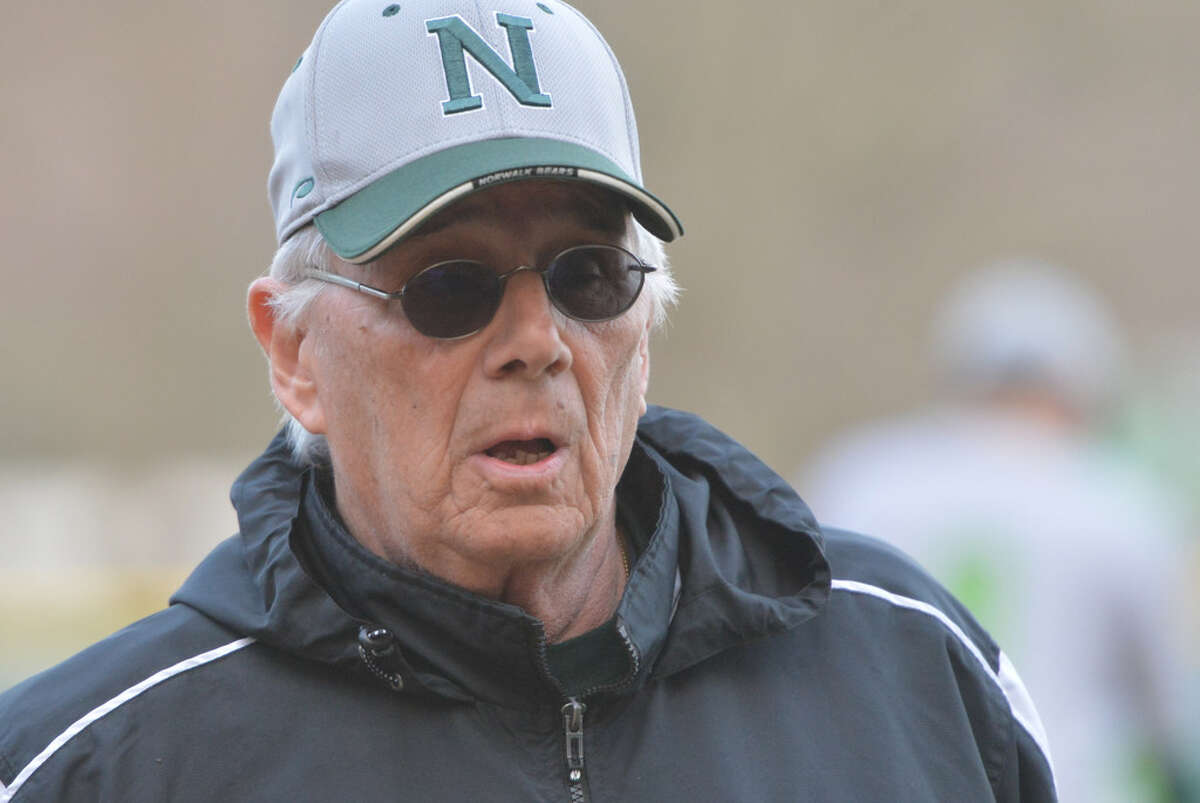 Grippo, Tucci among 10 entering 45th CHSCA Hall of Fame class