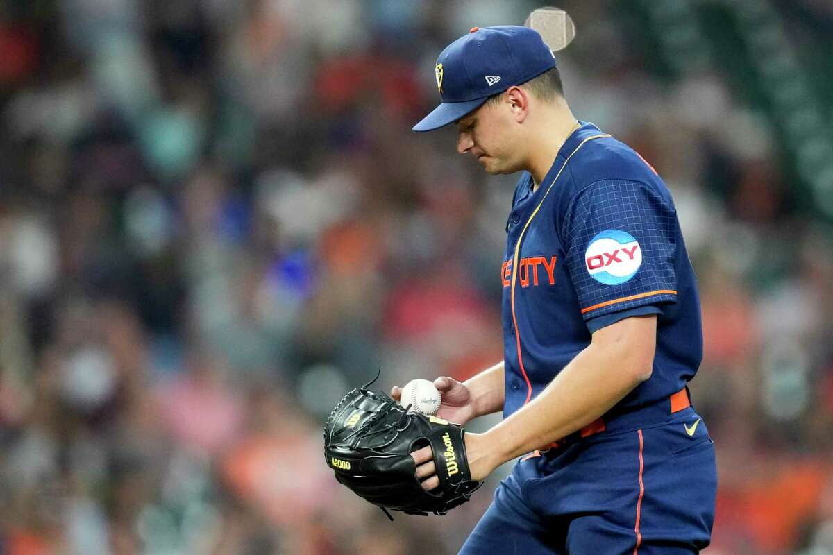 Brandon Bielak, Mauricio Dubón lead Houston Astros to victory