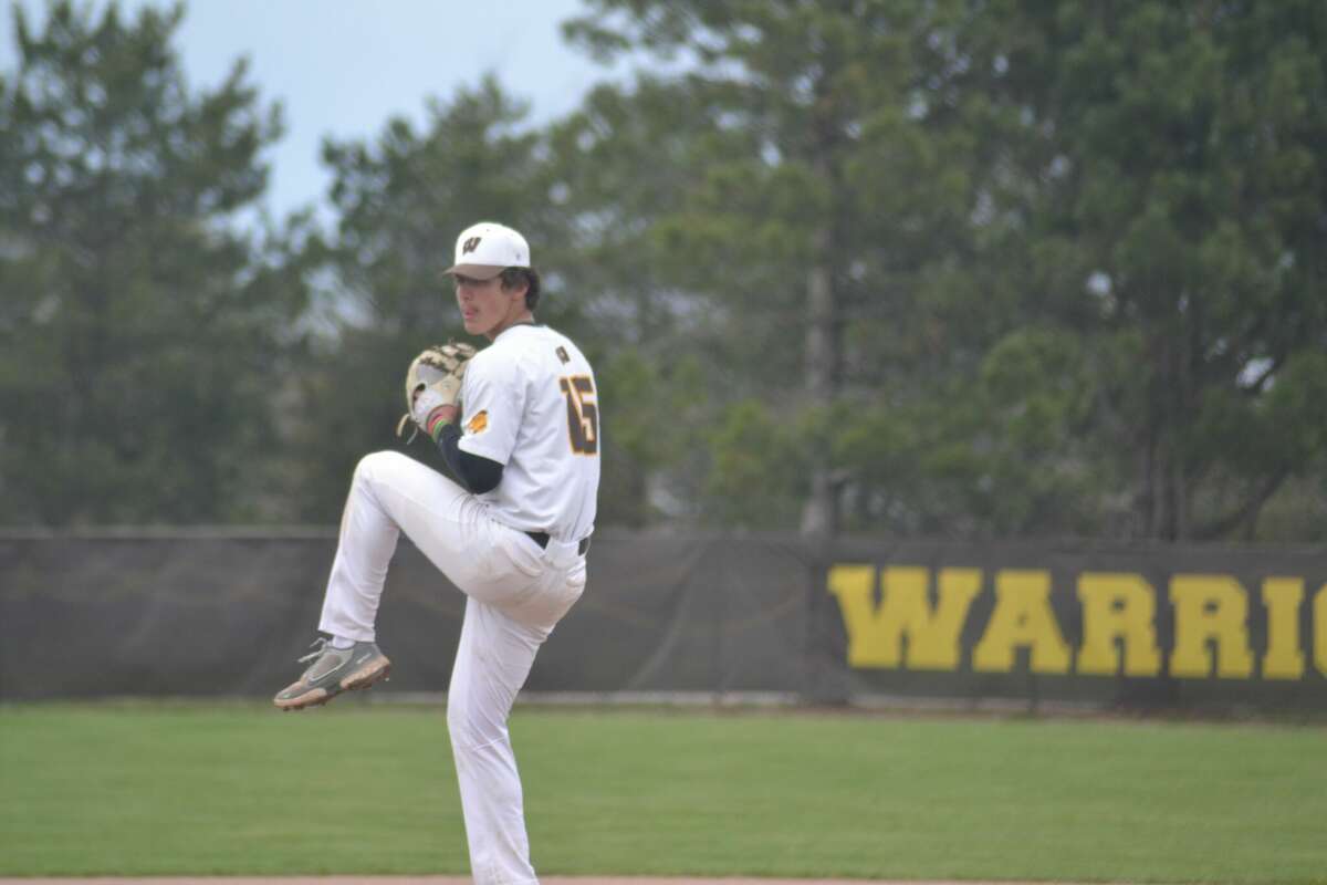 BCW's Kochany, Lacourse have been lights out