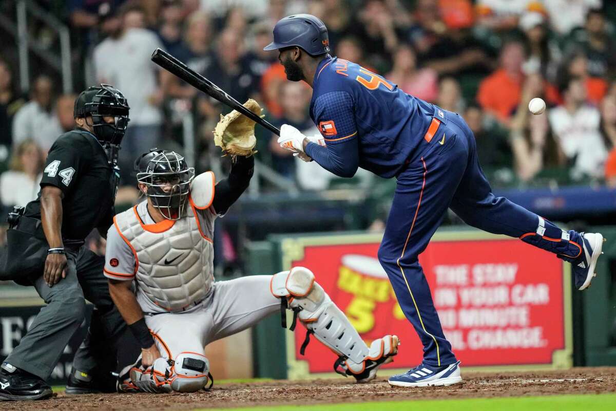 Brandon Bielak, Mauricio Dubón lead Houston Astros to victory