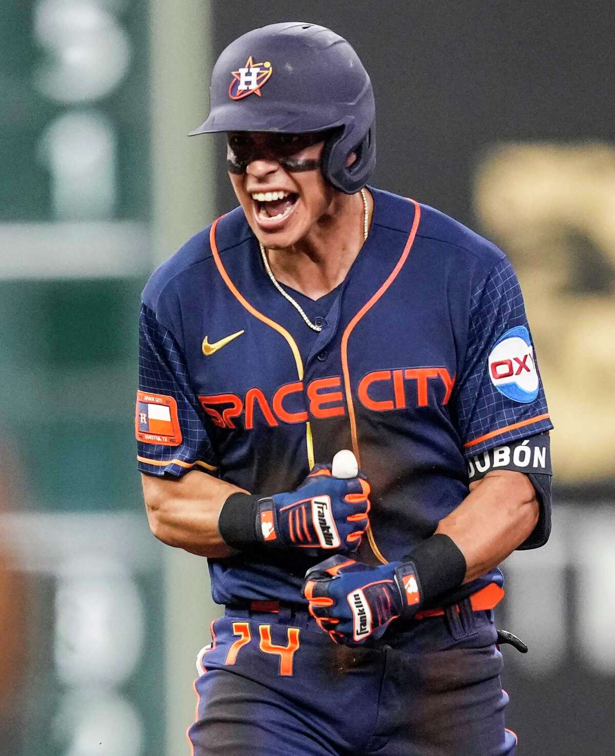 Brandon Bielak, Mauricio Dubón lead Houston Astros to victory