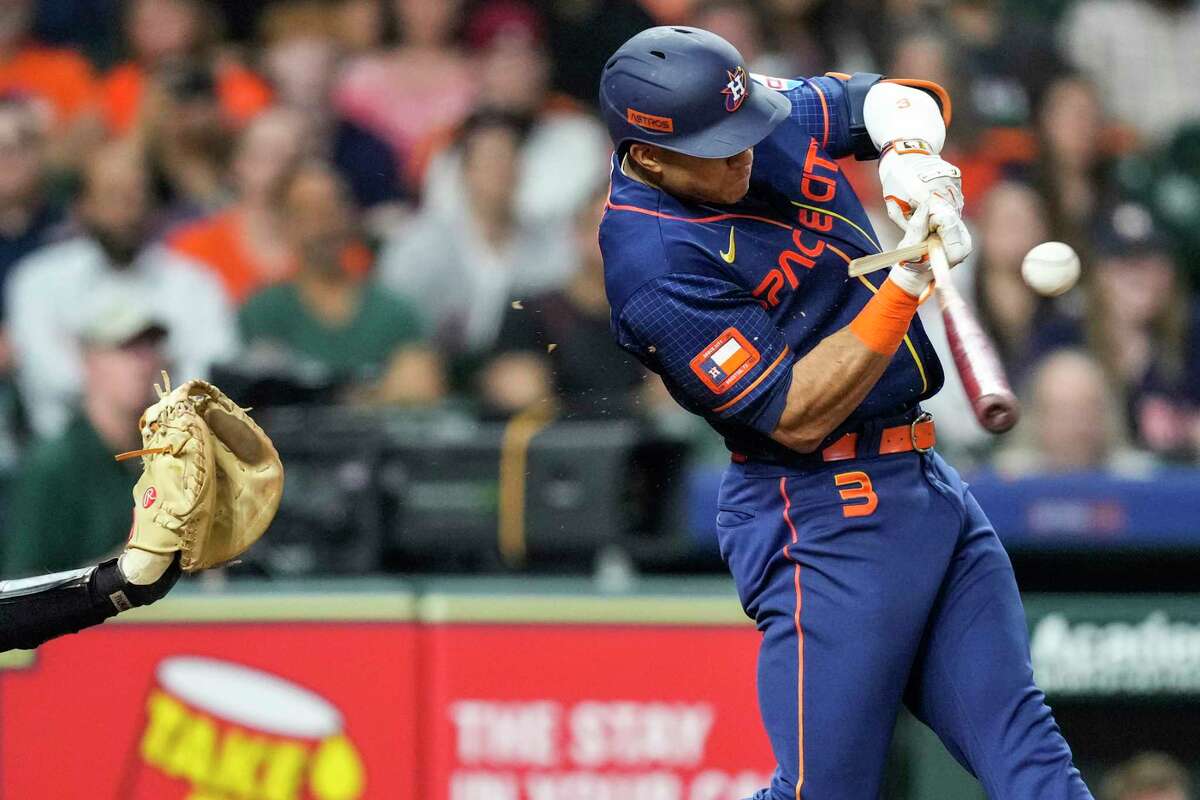 Brandon Bielak, Mauricio Dubón lead Houston Astros to victory