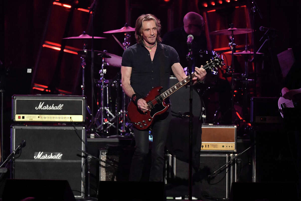 Rick Springfield announced as headliner for Durham Fair