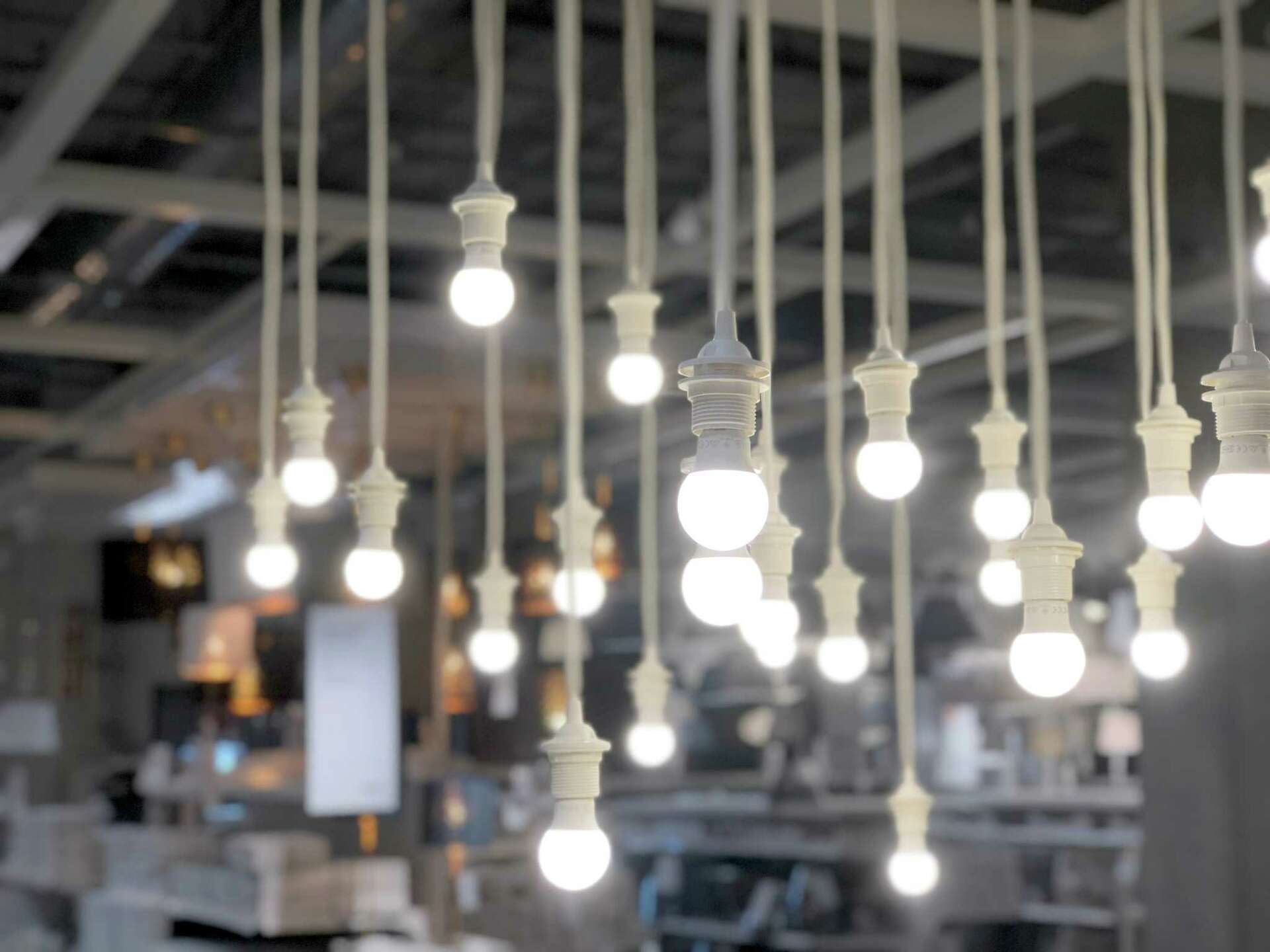 What Is the Red Wire in Light Fixtures For?