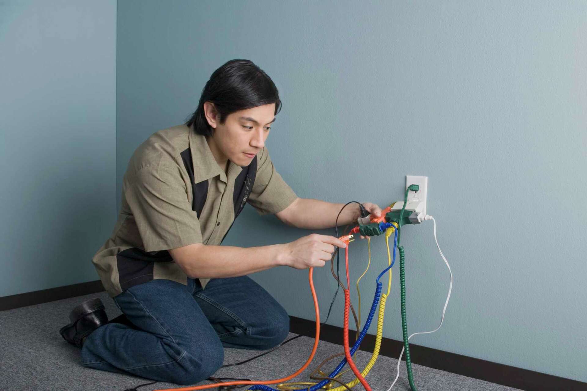 How to Install a Dual Gang Wall Outlet