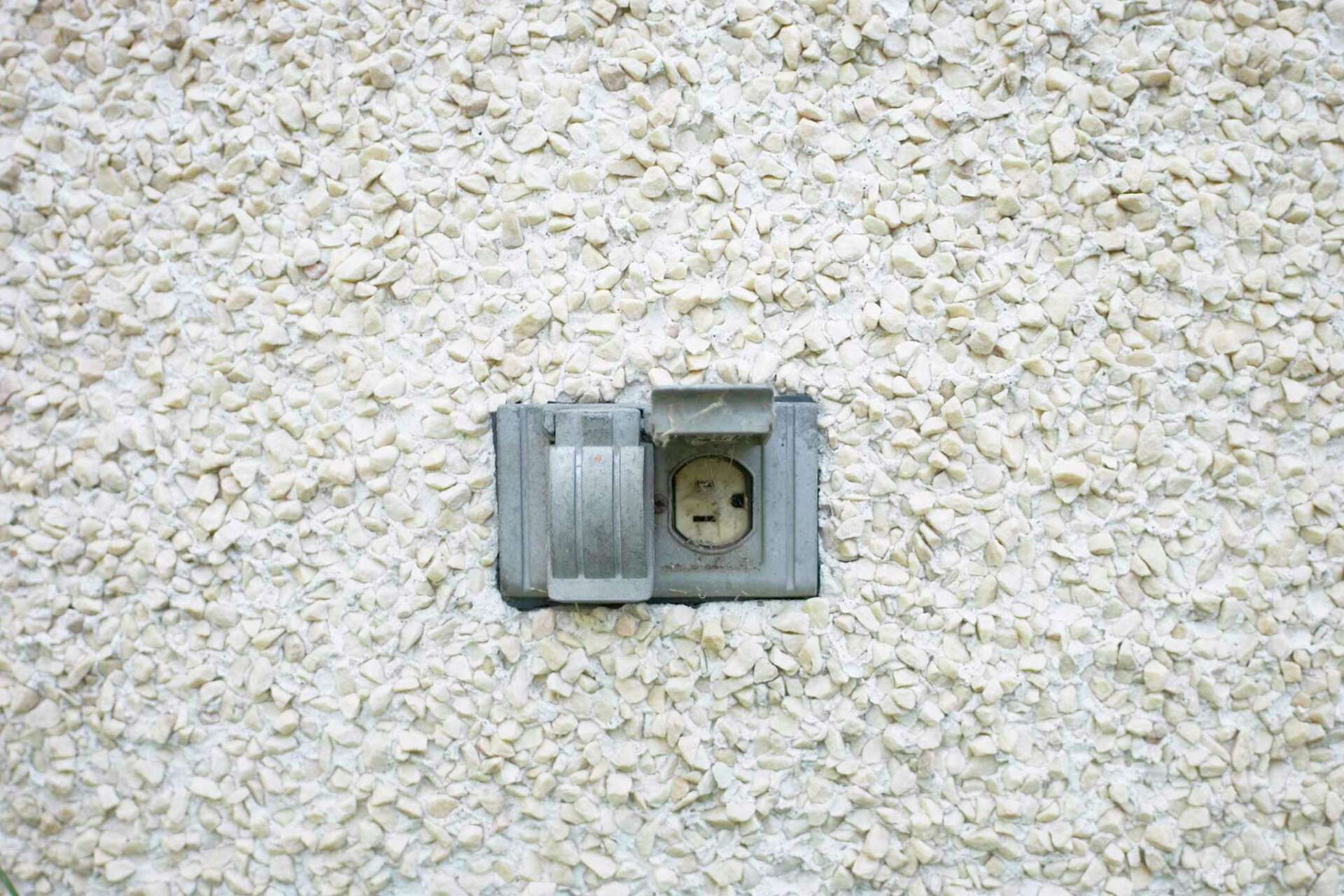 How to Install an Exterior Outlet Box in Stucco