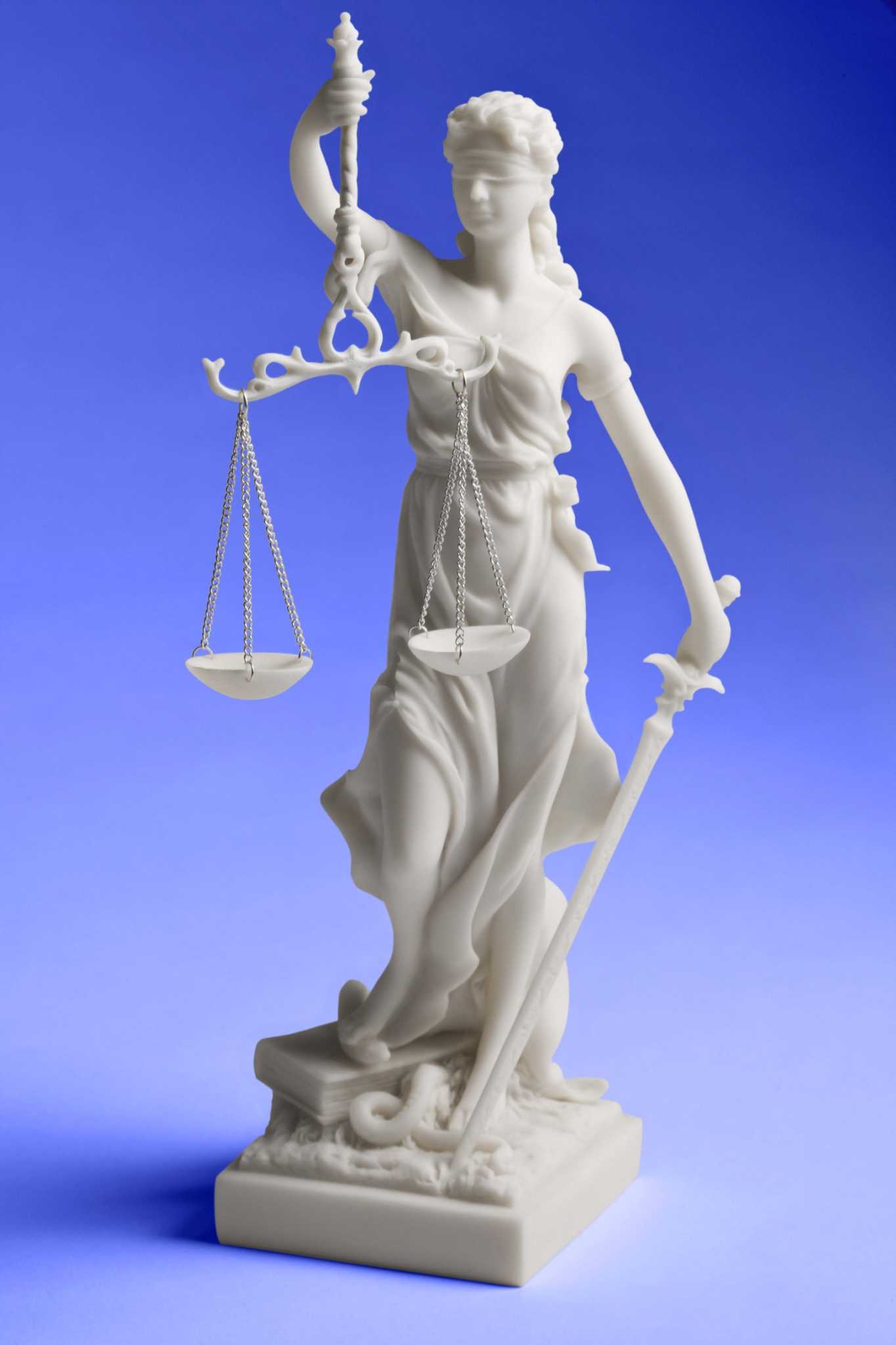 How to Remove Stains From Alabaster