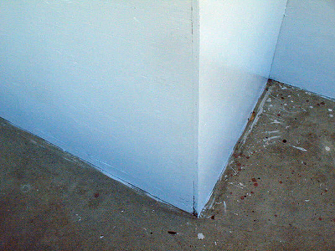 Removing Paint Splatters From Concrete