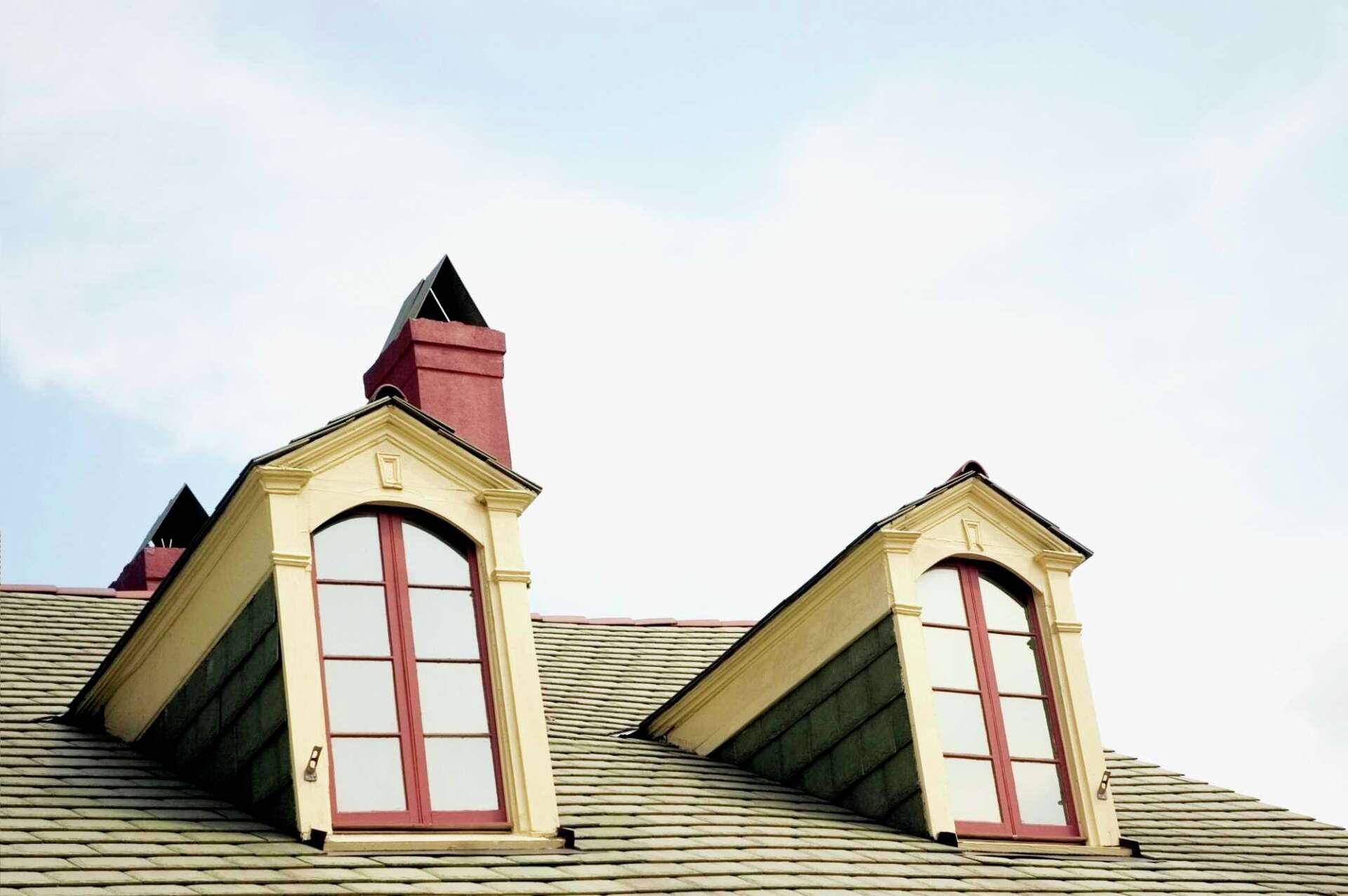 How to Install Roofing Around Dormers
