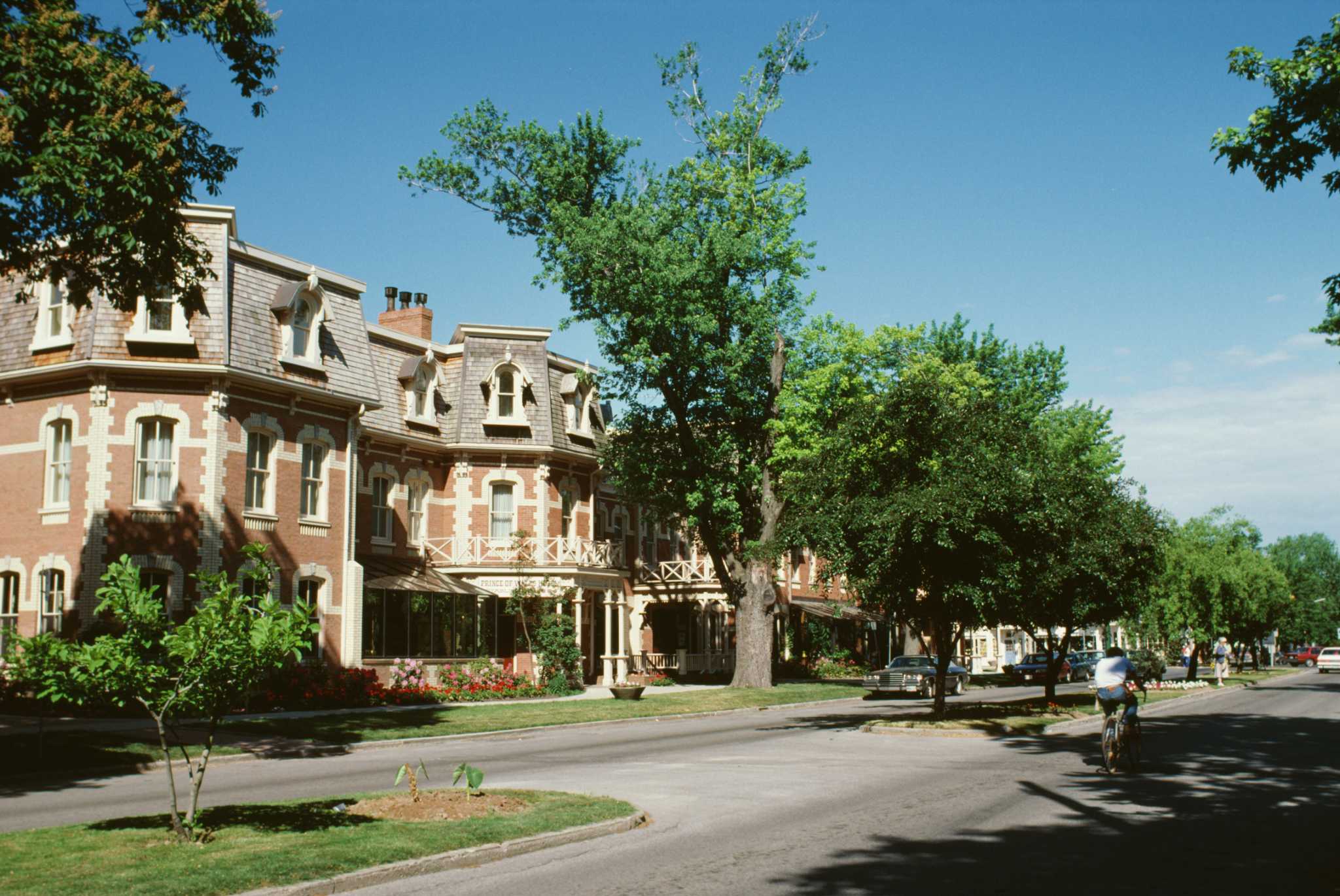 How to Get My Rental House Listed With HUD