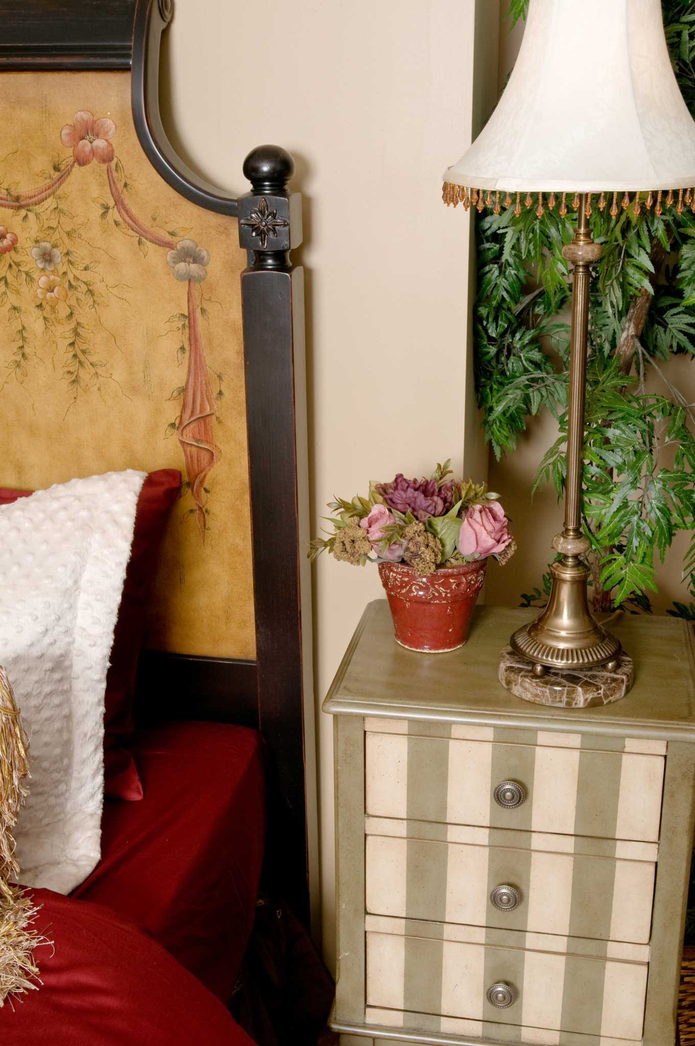 How To Repair A Broken Wood Bed Rail at Steven Trinkle blog