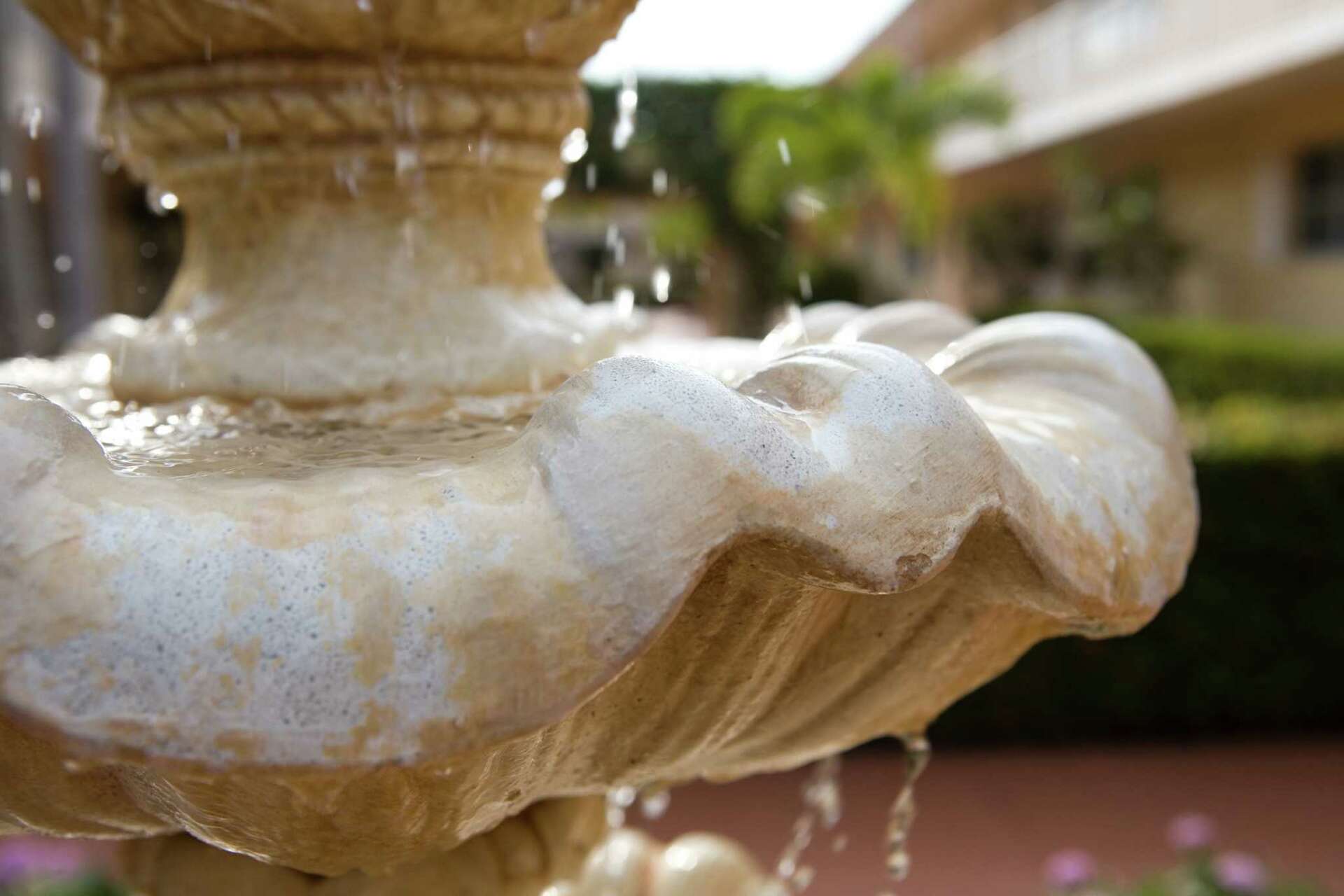 How to Repair Cracks in an Outdoor Fountain