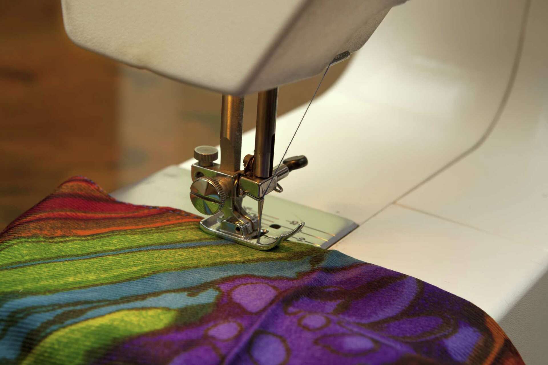 Instructions for a Flip and Sew Table Runner