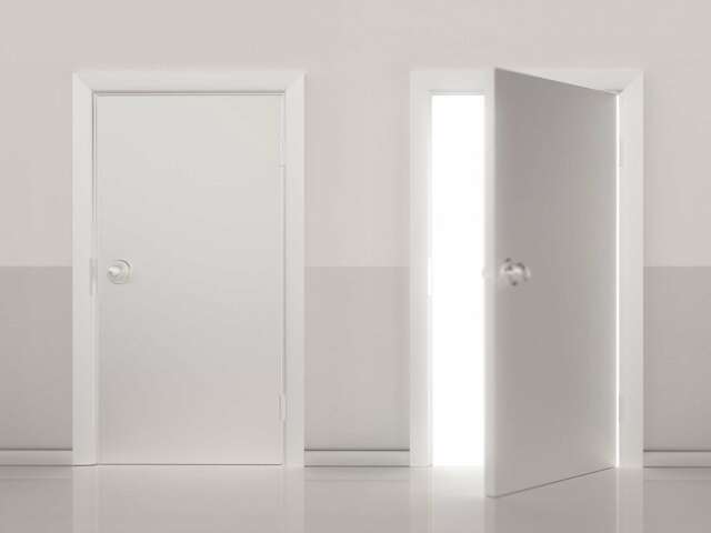 How to Repair Plaster Around a Door Jamb