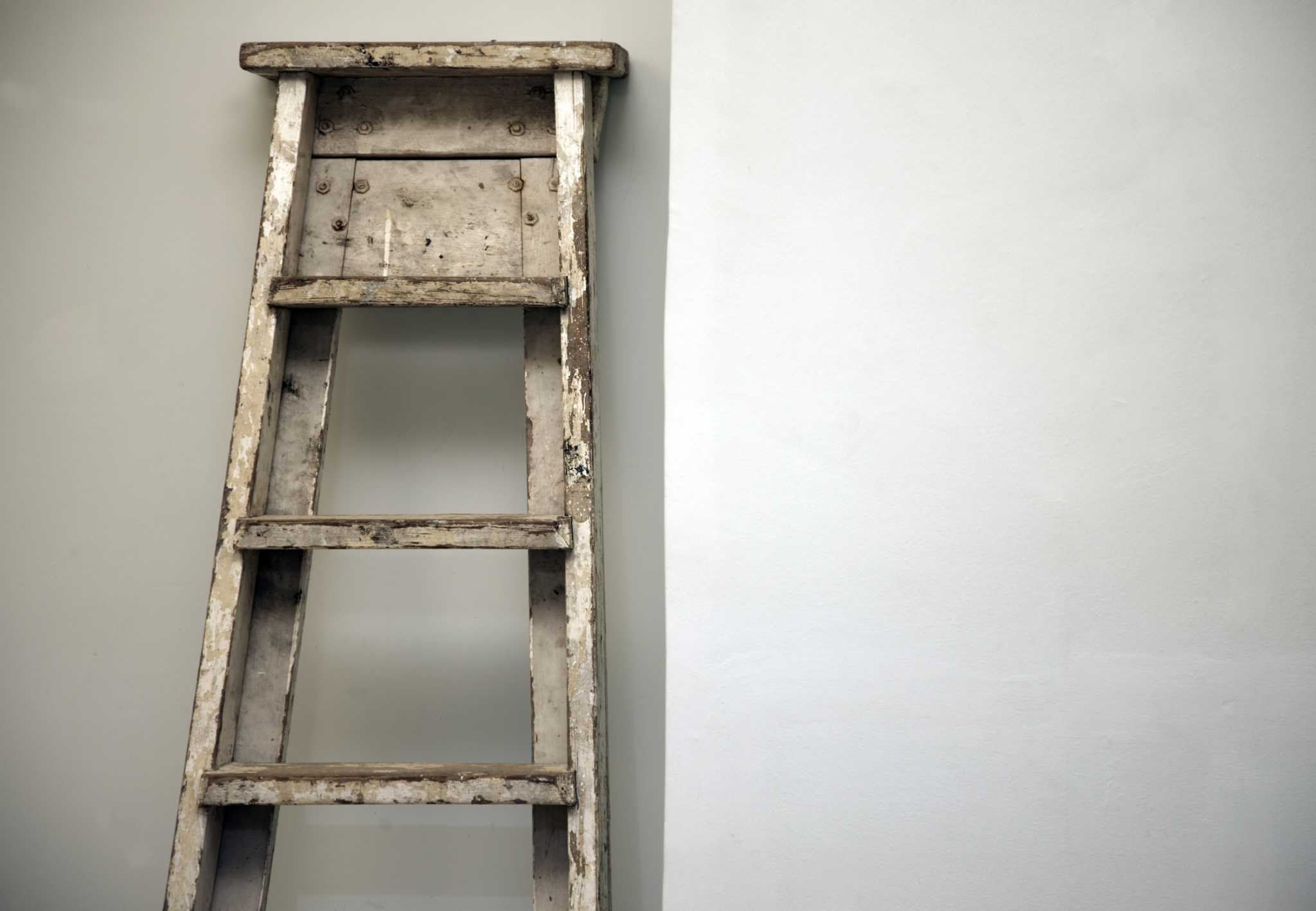 How to Repair a Loose Wood Ladder