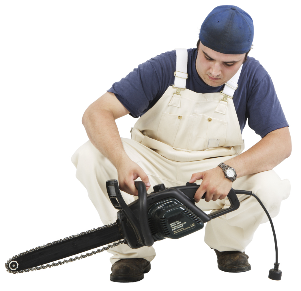 How to Replace a Bad Chain Saw Link