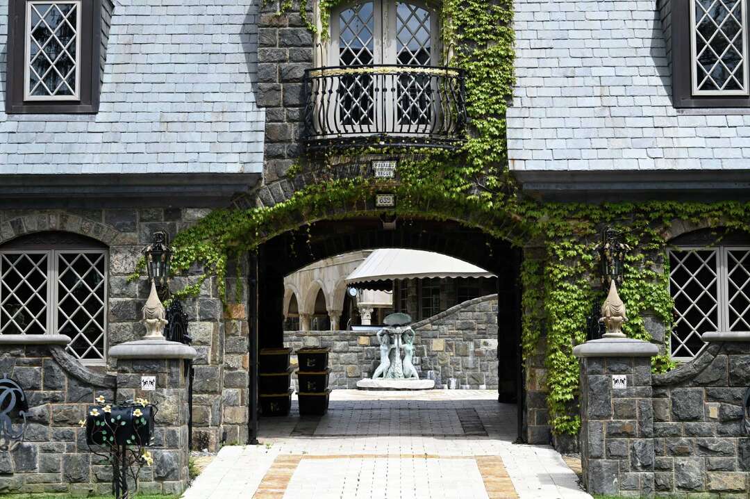 Palazzo Riggi mansion in Spa City to be sold at auction