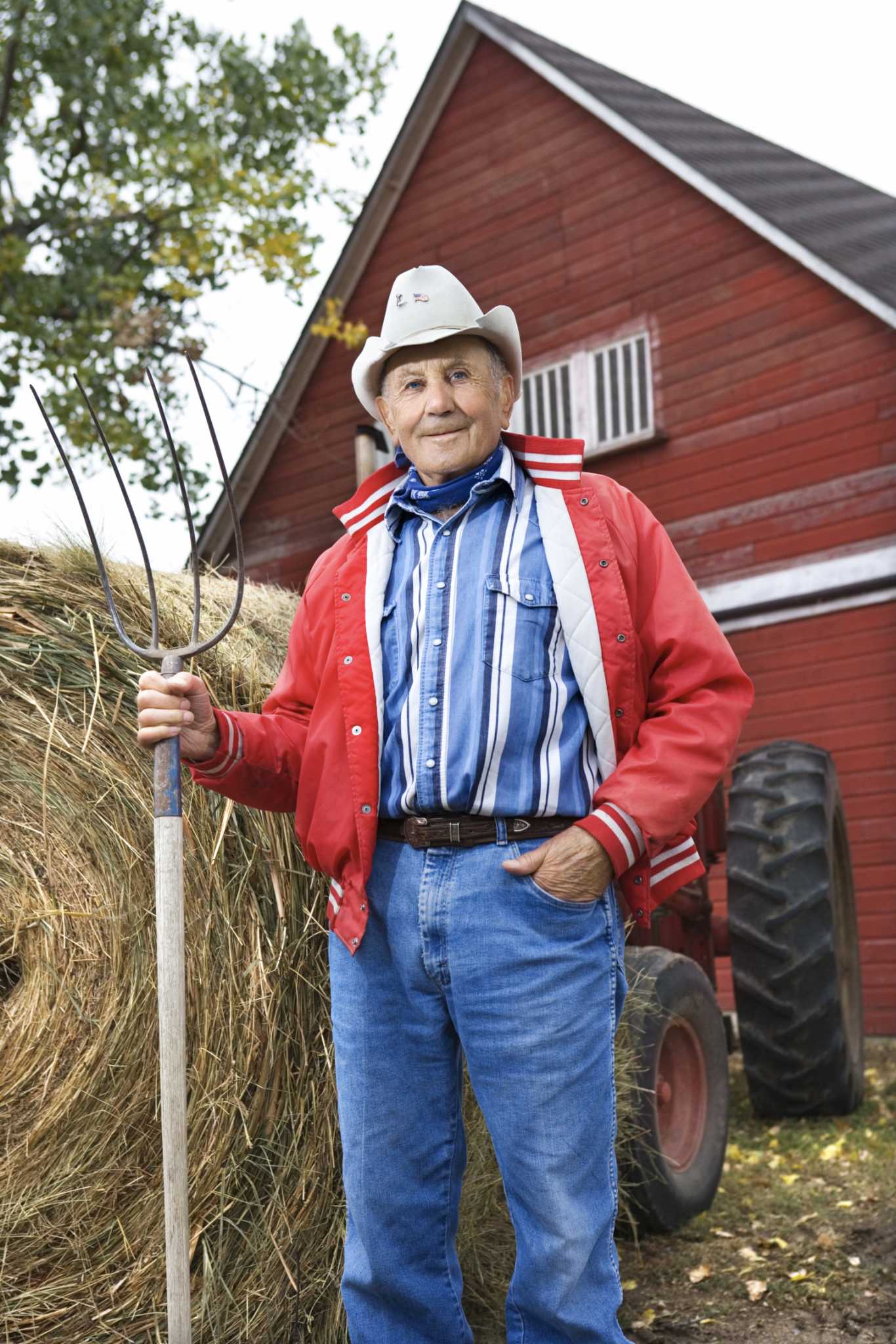 How to Replace a Pitch Fork Handle