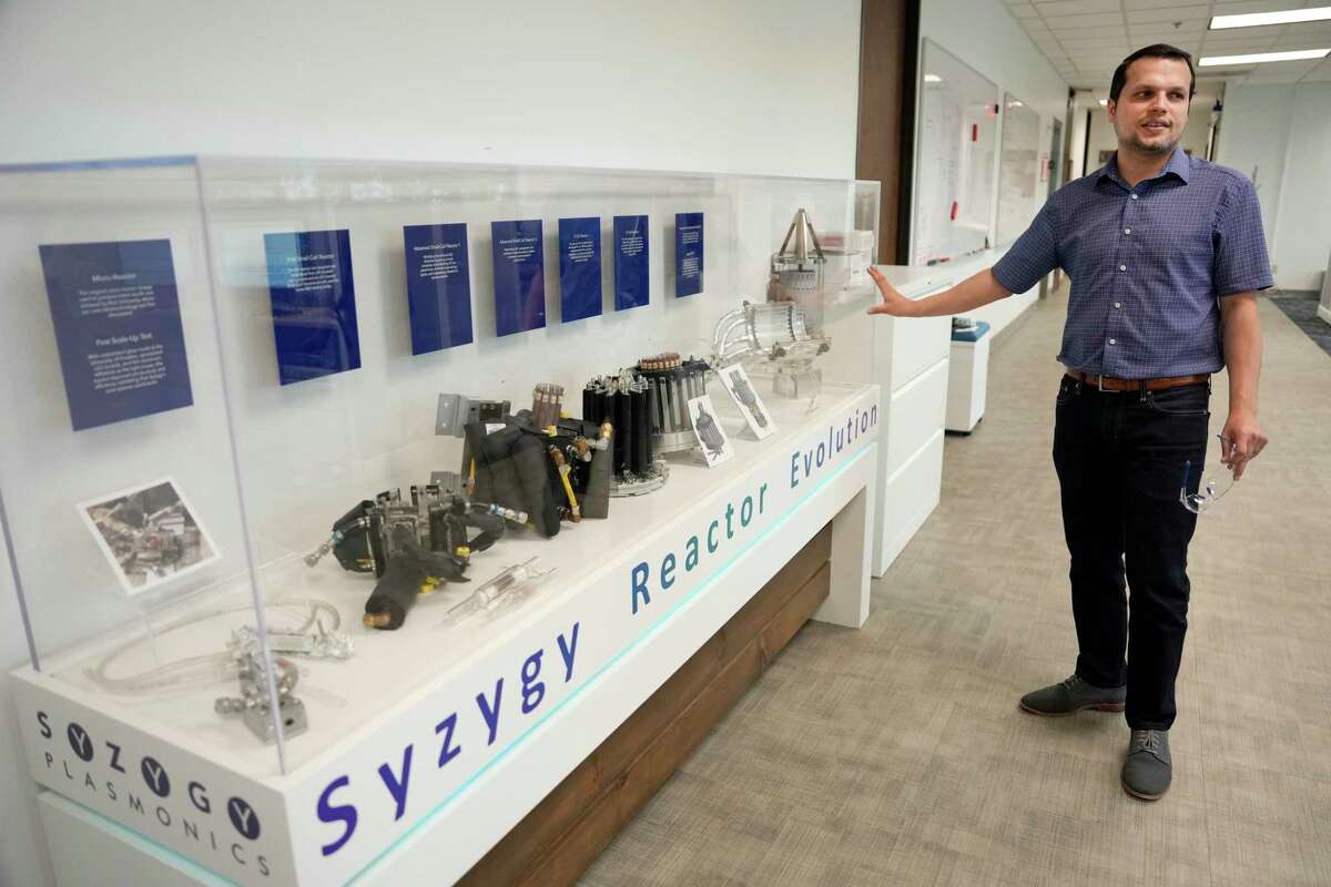 Houston clean hydrogen startup backed by oil money readies its tech