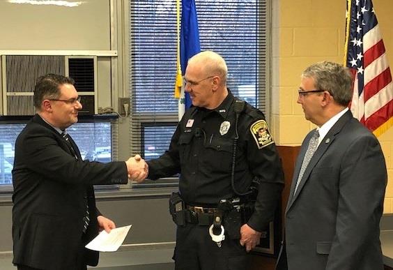 Woodbridge cop, Beecher principal top two wage earners in 2022