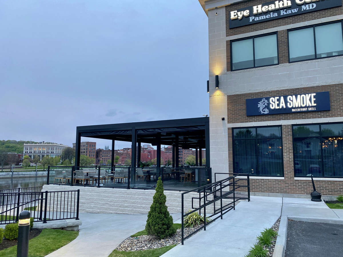 Sea Smoke in Green Island has grown into its ambition, location