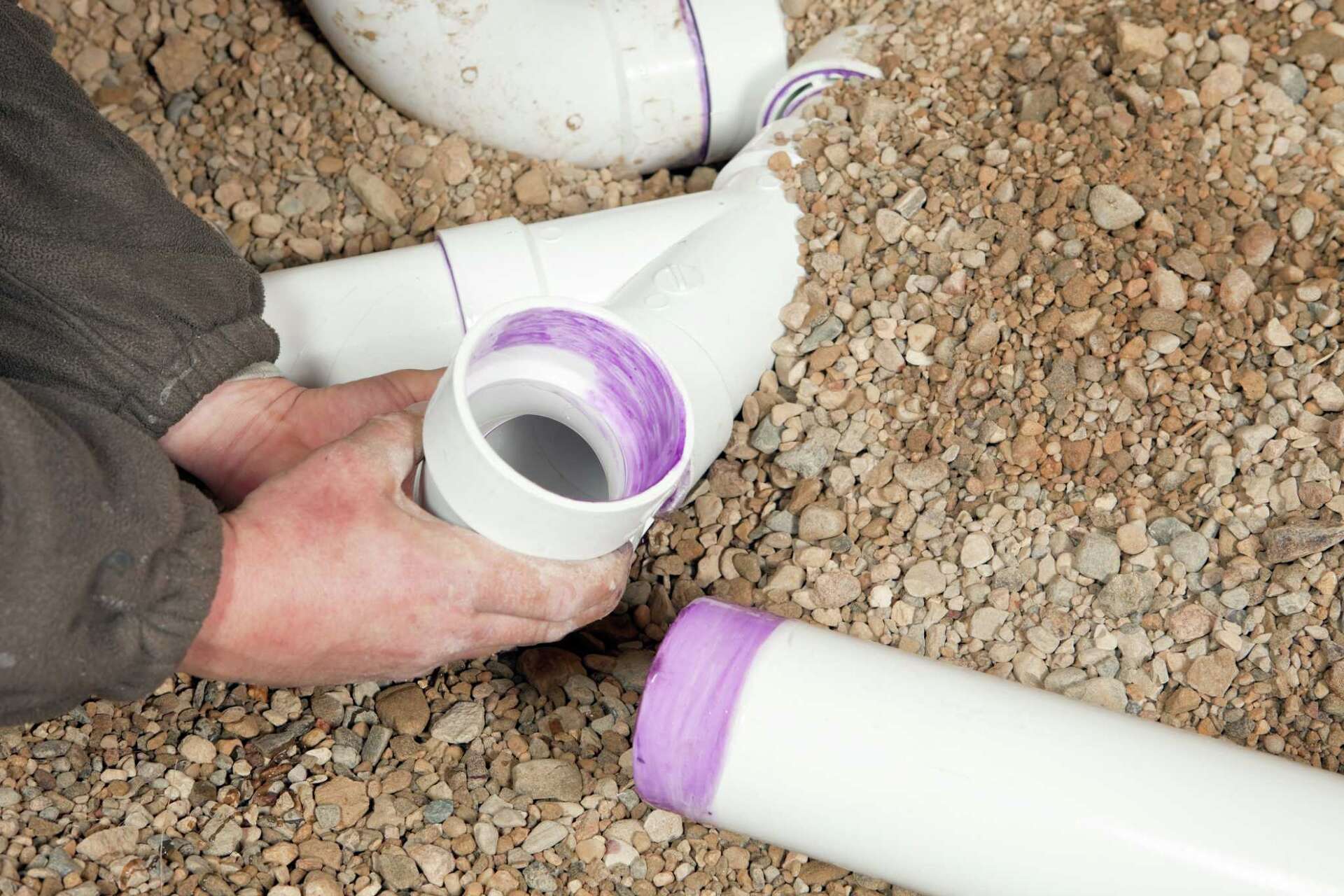 How to Loosen Plumber's Cement